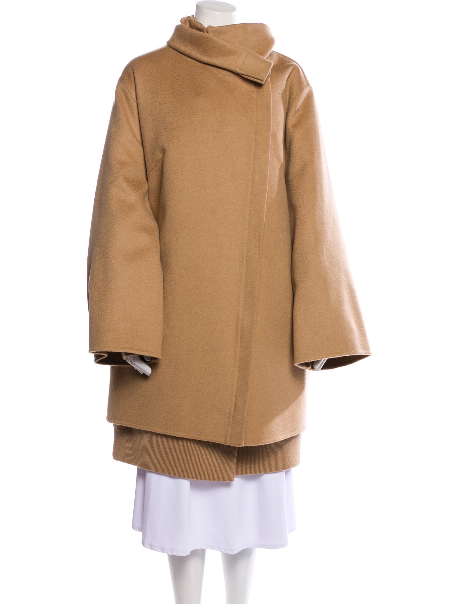 Akris Coat w/ Tags - Neutrals Coats, Clothing - AKR116838 | The RealReal