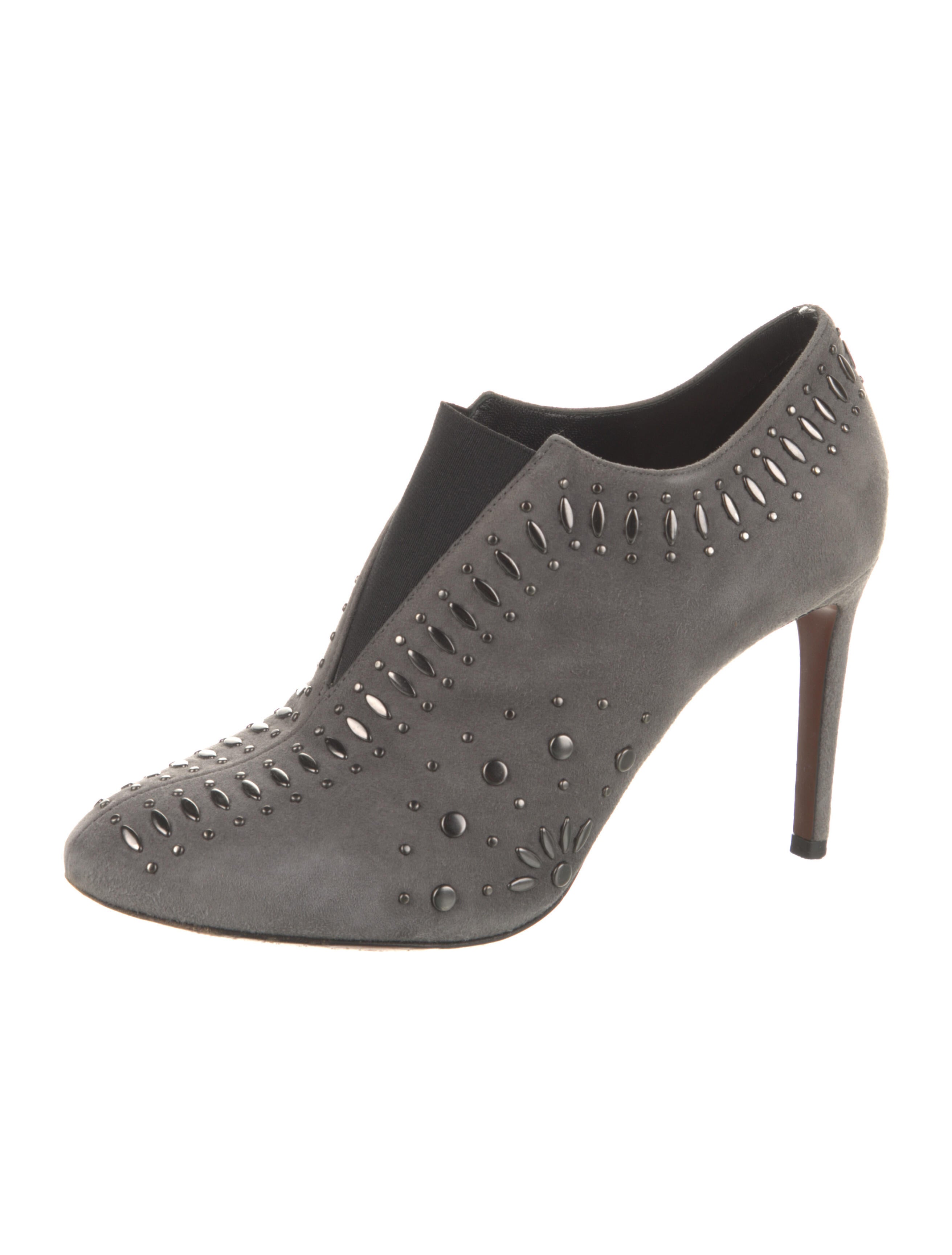 Alaïa Pumps - Grey Pumps, Shoes - AL222783 | The RealReal