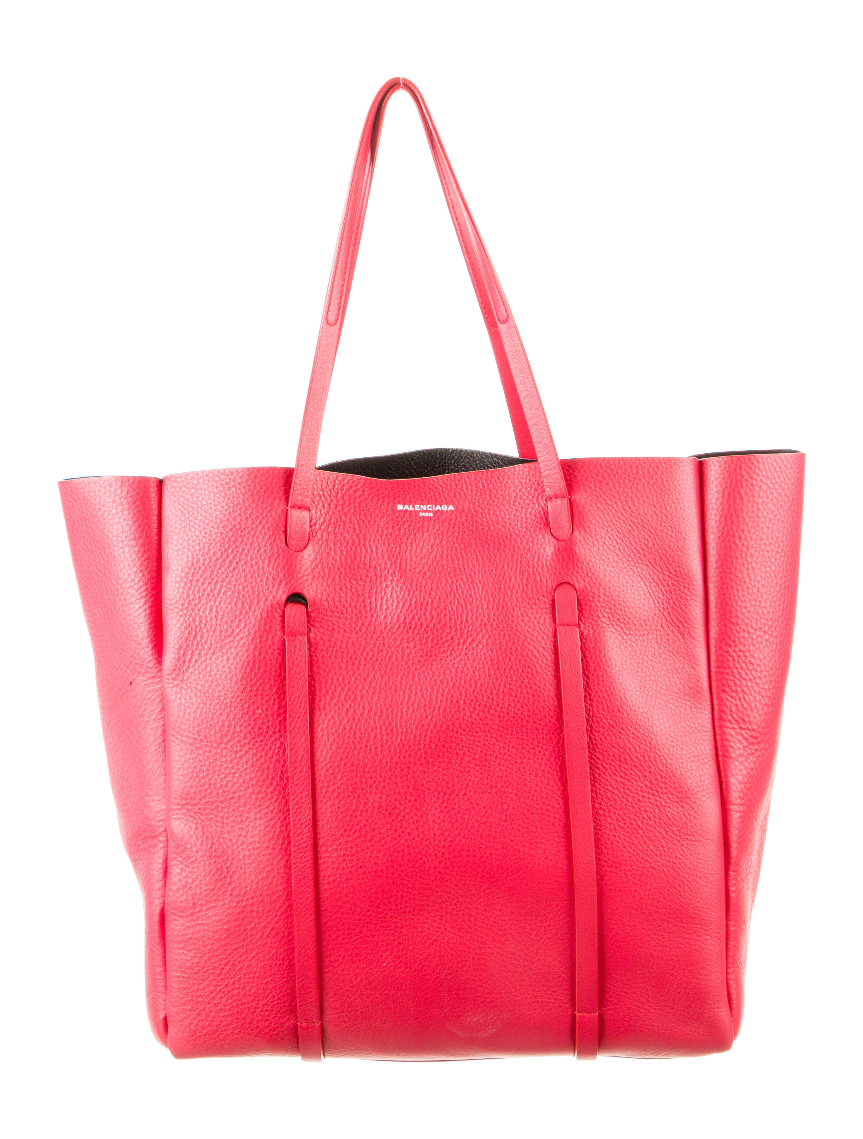 Balenciaga Everyday M Tote - Red Totes, Handbags - BAL224493 | The RealReal