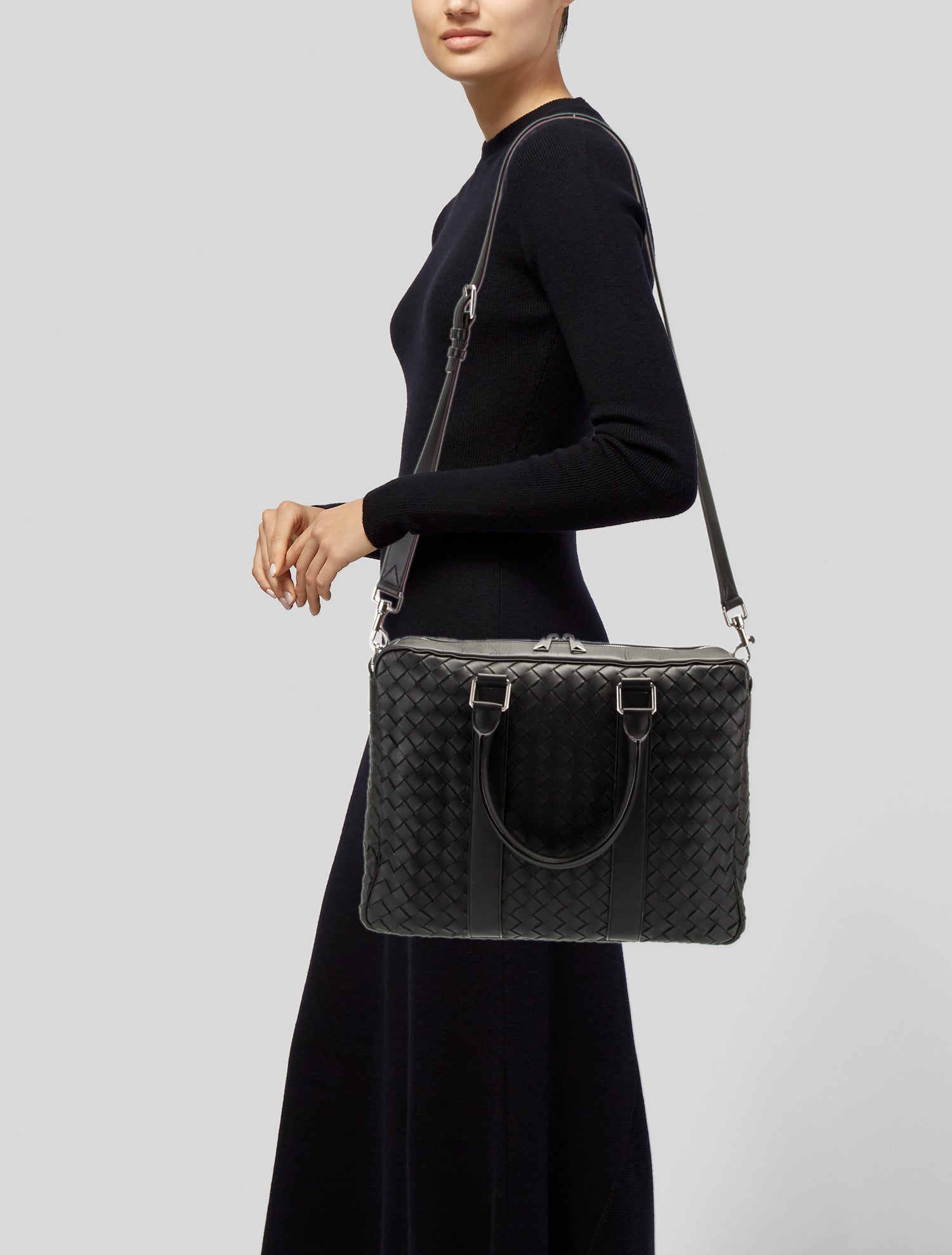 Bottega Veneta Intrecciato Weave Briefcase w/ Shoulder Strap - Black ...