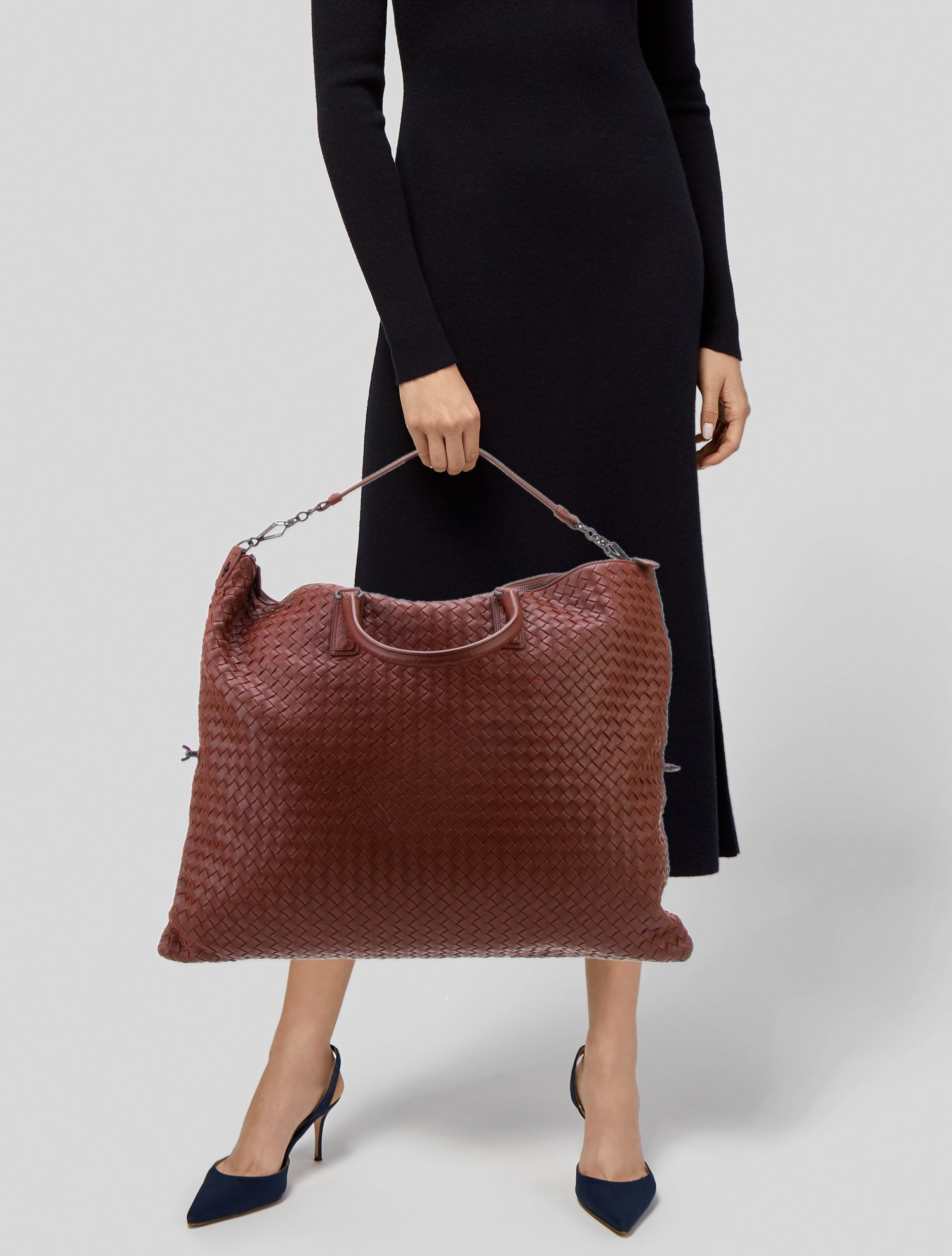 Bottega Veneta Intrecciato Maxi Convertible Tote - Grey Totes, Handbags ...