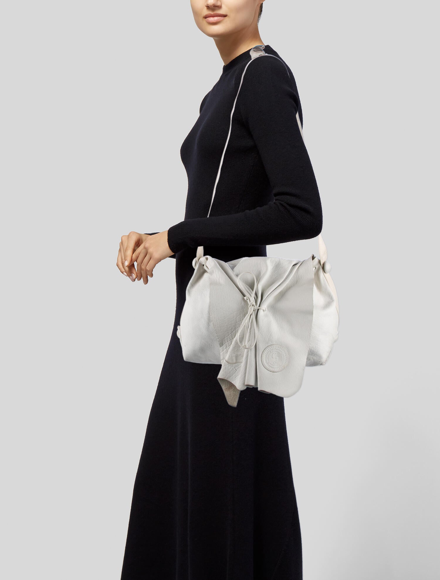 Valentino Woven 360 Hobo - Black Hobos, Handbags - VAL73365 | The RealReal