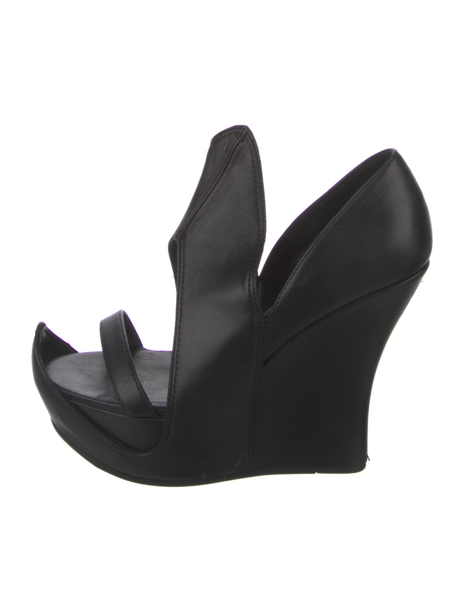 Chanel 2021 CC Raffia Slides Espadrilles - Neutrals Sandals, Shoes ...