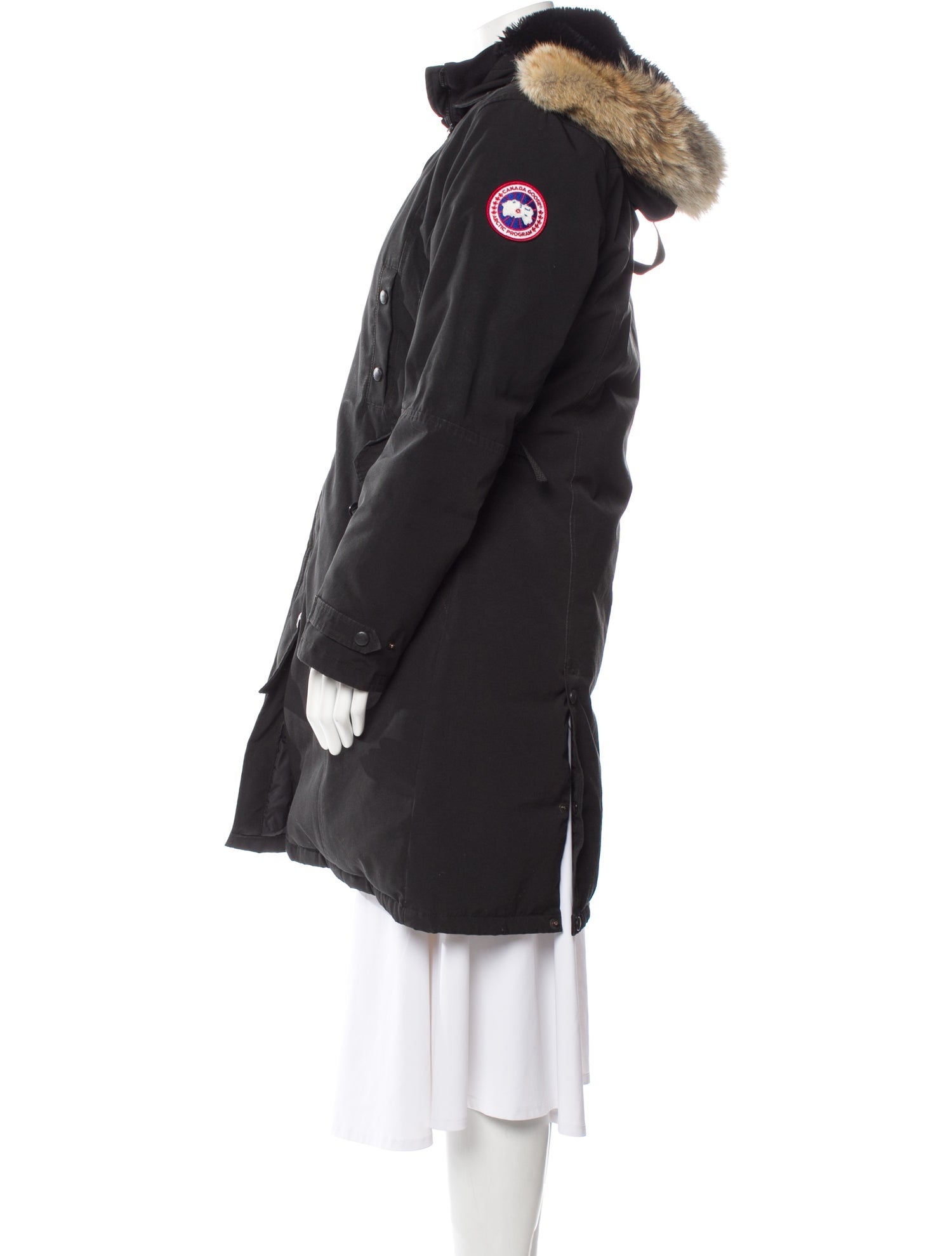 Canada Goose Down Coat - Green Coats, Clothing - CDO43736 | The RealReal