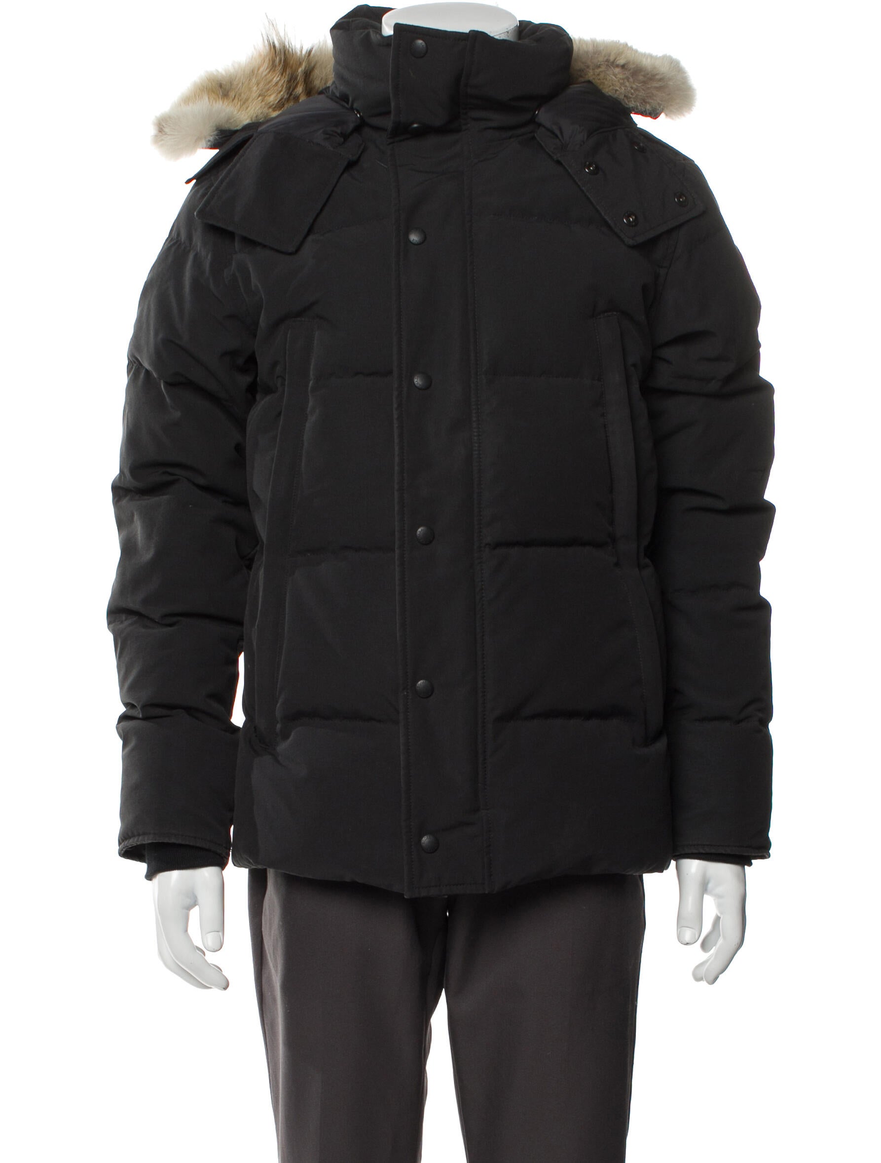 Canada Goose Puffer Coat - Black Outerwear, Clothing - CDO51142 | The ...