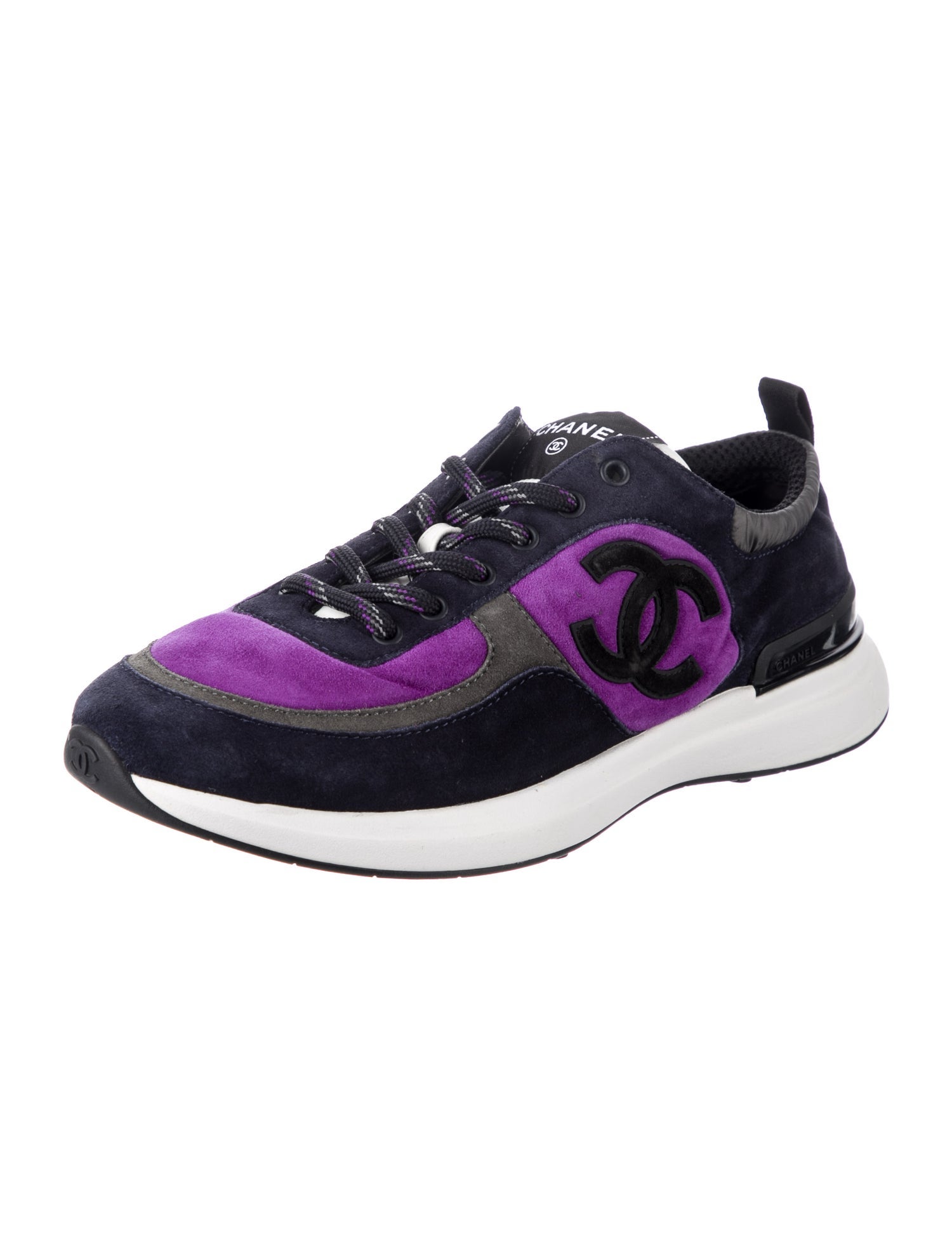 Chanel 2022 Interlocking CC Logo Sneakers - White Sneakers, Shoes ...