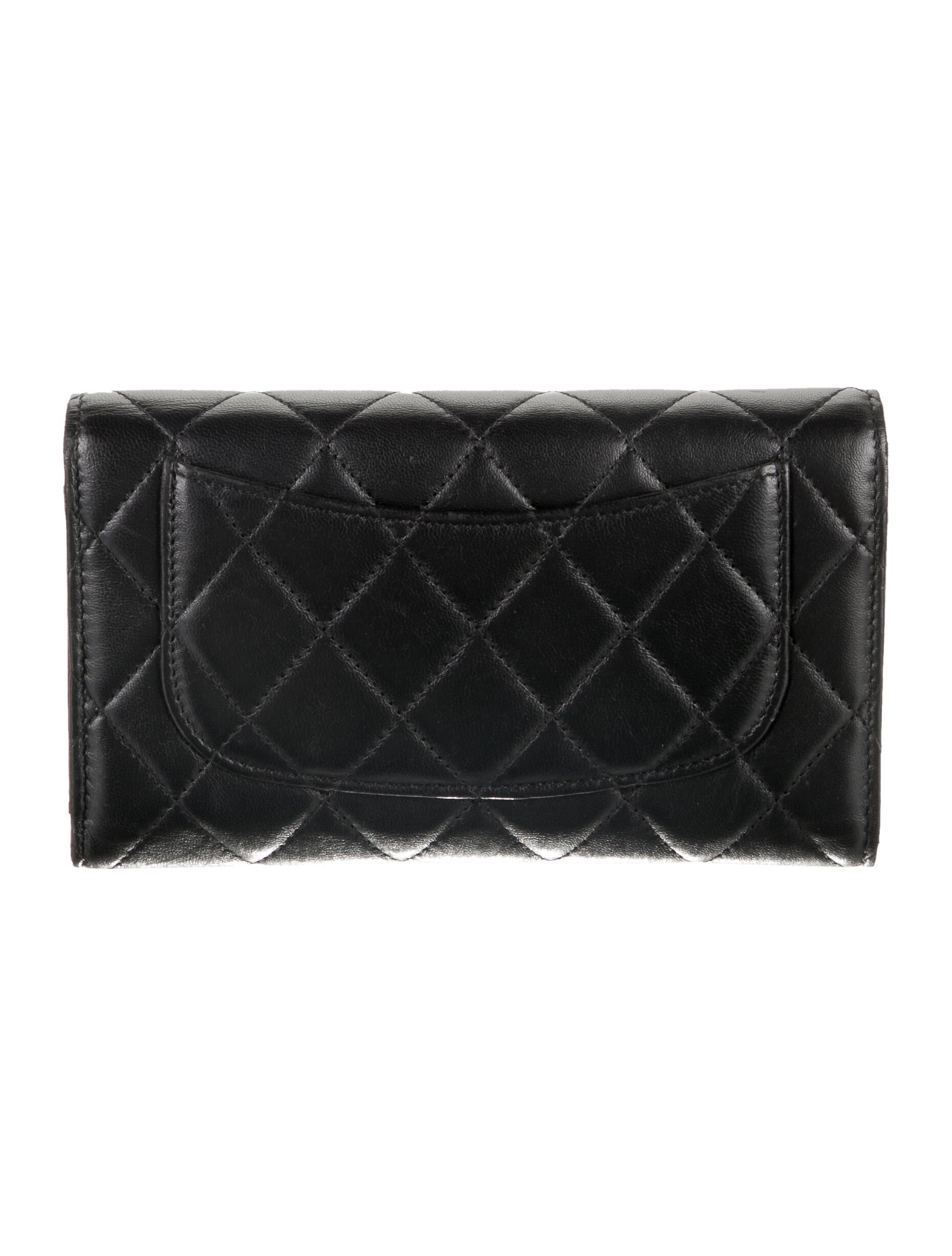 Chanel 2016 Interlocking CC Logo Trifold Wallet - Black Wallets ...