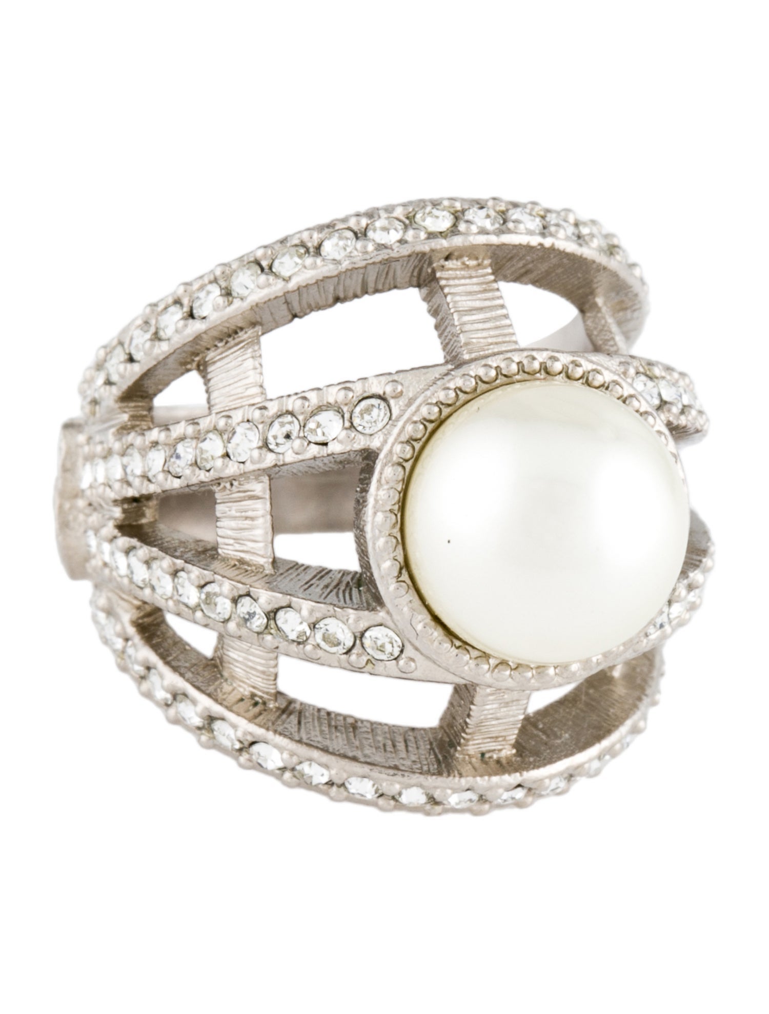 Chanel Faux Pearl & Strass CC Cocktail Ring - Clear, Palladium-Plated ...