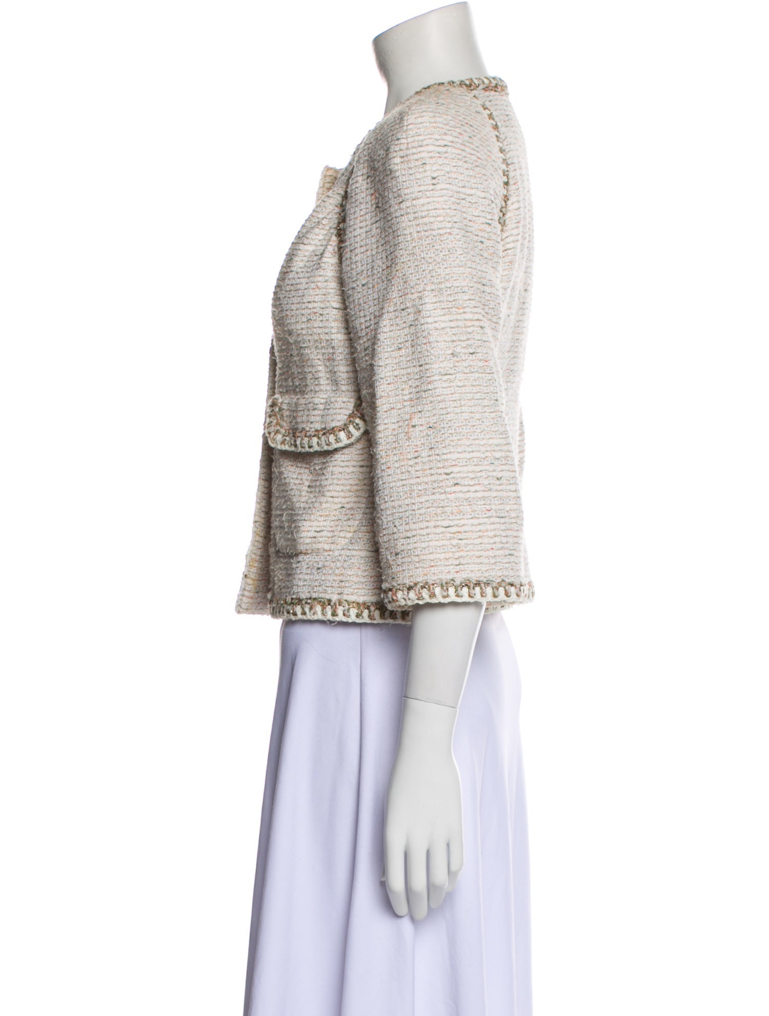 Chanel 2017 Tweed Pattern Blazer - Metallic Jackets, Clothing ...