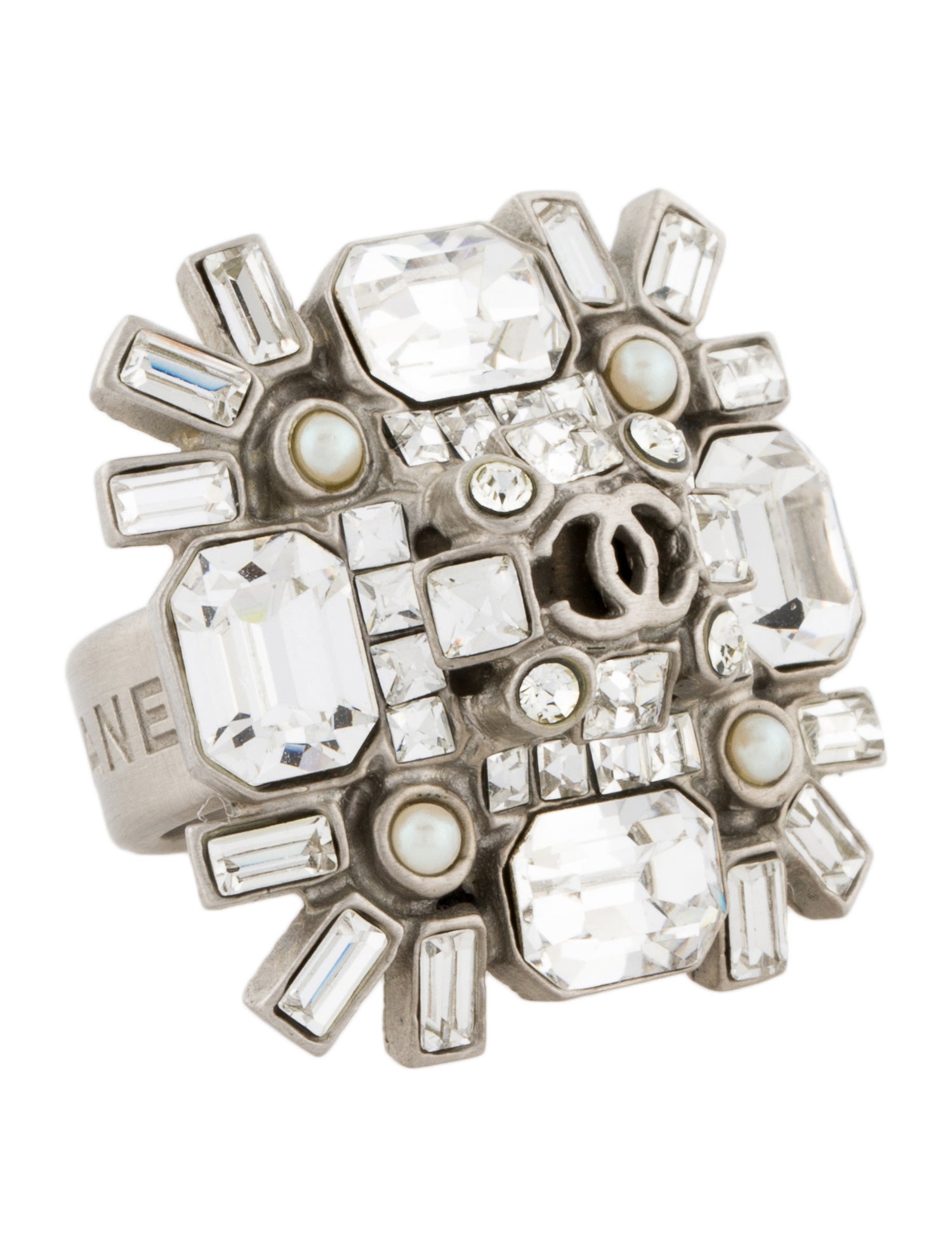 Chanel Faux Pearl & Strass CC Cocktail Ring - Palladium-Plated Band ...