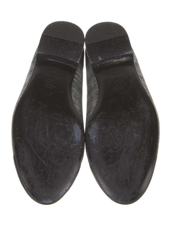 Chanel Interlocking CC Logo Canvas Ballet Flats - Black Flats, Shoes ...