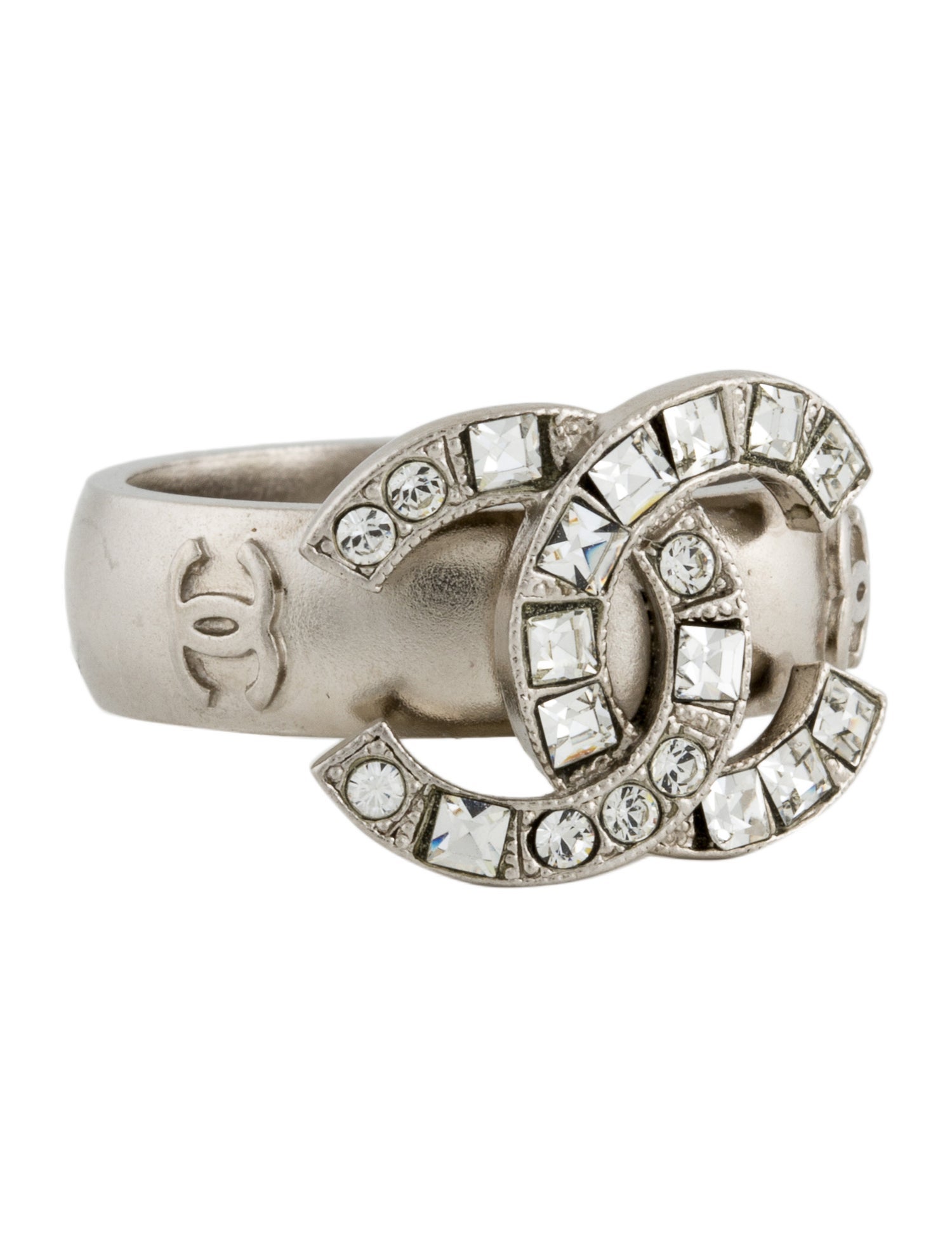Chanel Strass CC Cocktail Ring - Palladium-Plated Cocktail Ring, Rings ...