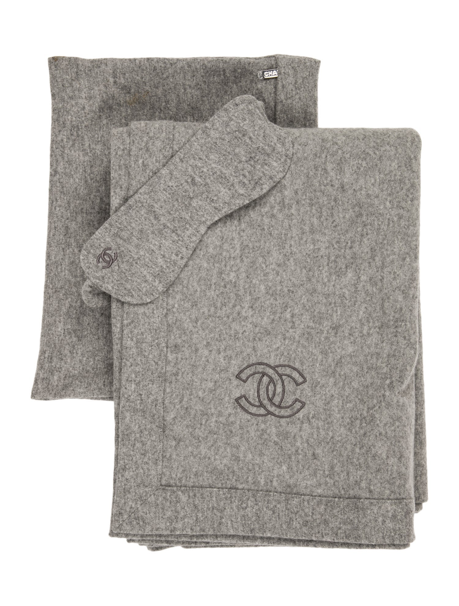 Chanel 3-Piece CC Travel Set - Grey Tech & Travel, Decor & Accessories ...