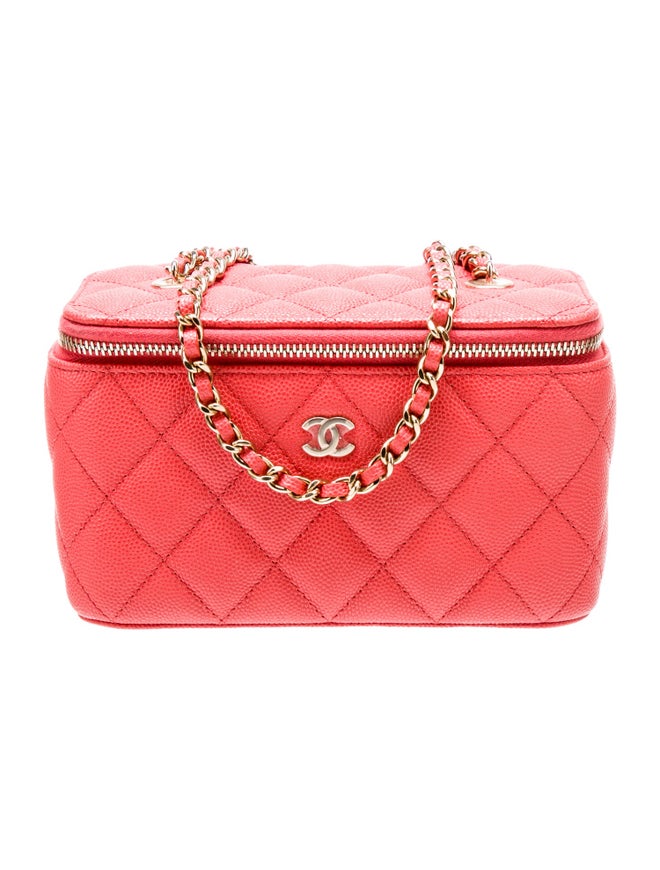 Chanel Quilted Round Vanity Case - Red Mini Bags, Handbags - CHA1202175 ...