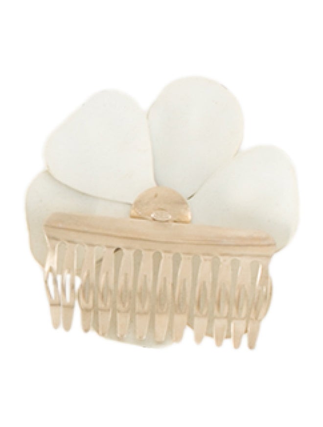 Chanel Hair Accessories | The RealReal