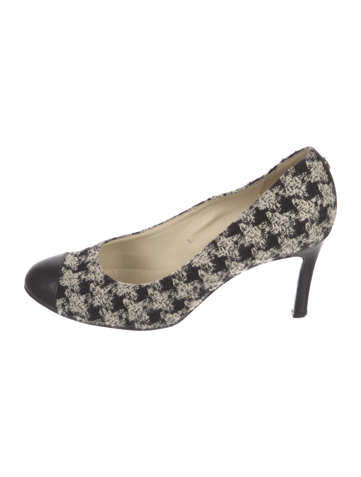 Chanel Tweed Tweed Pattern Pumps - Black Pumps, Shoes - CHA1193386 ...