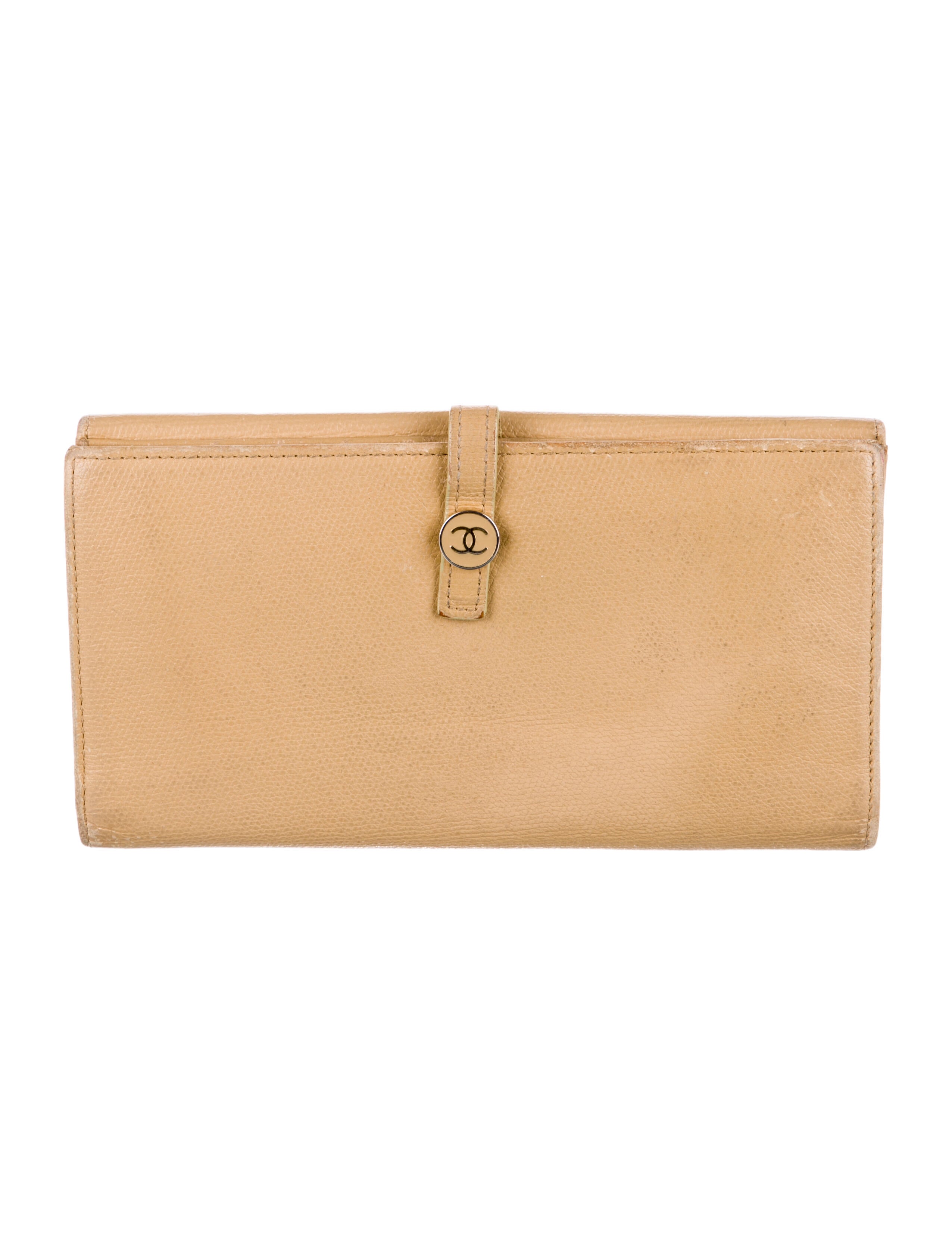 Chanel 2004-2005 Interlocking CC Logo Continental Wallet - Neutrals ...