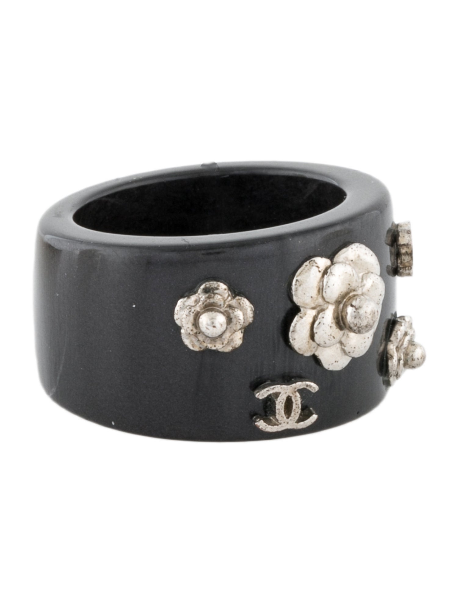 Chanel Rings | The RealReal