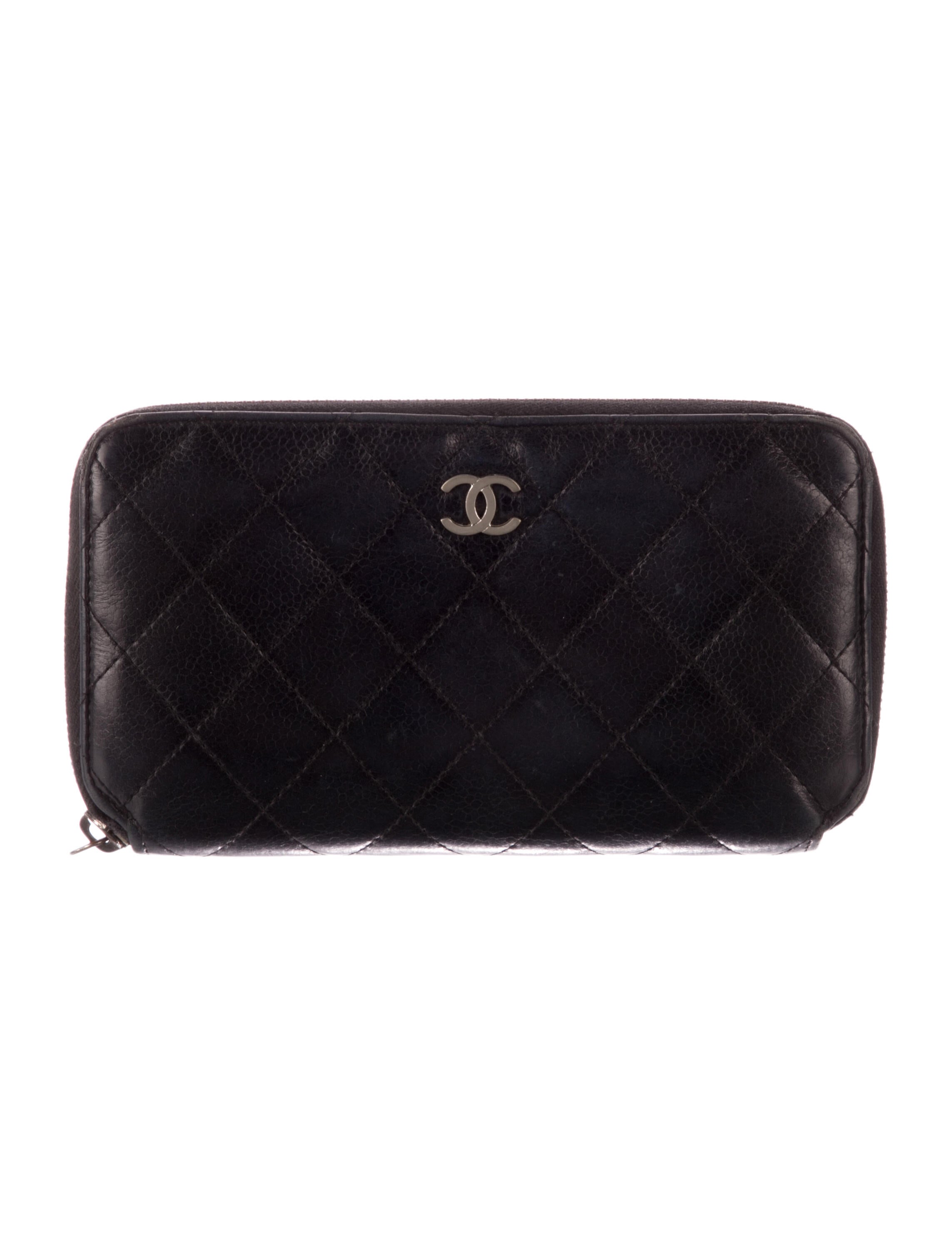 Chanel Interlocking CC Logo Leather Continental Wallet - Blue Wallets ...