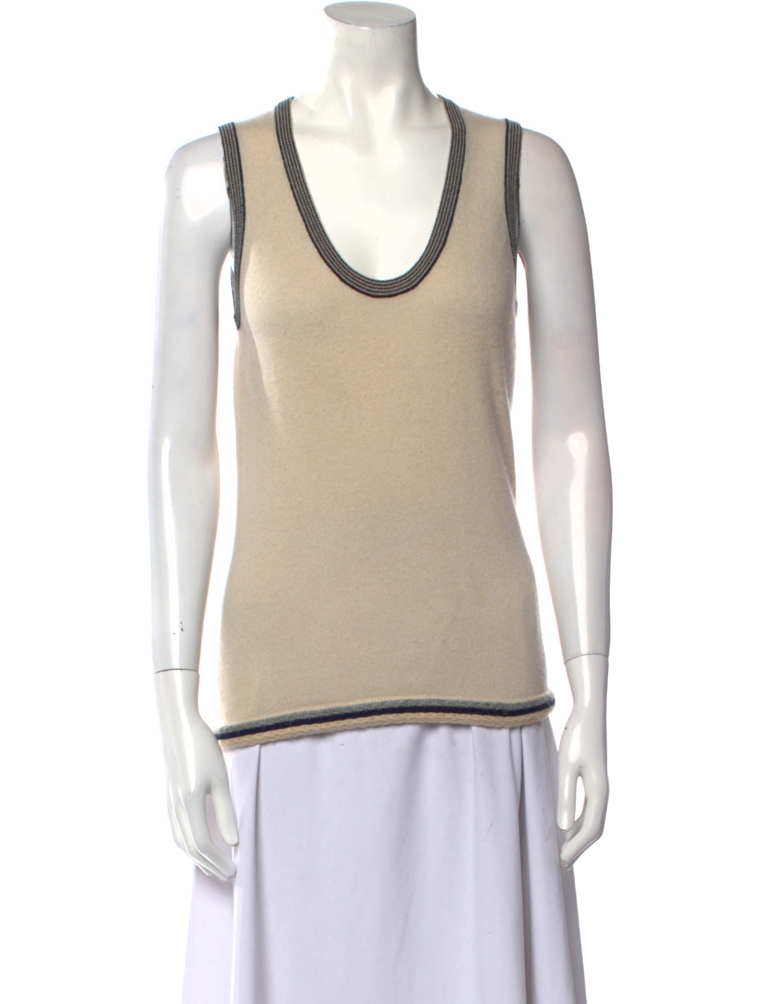 Chanel Vintage 2005 Top - Neutrals Tops, Clothing - CHA1250342 | The ...