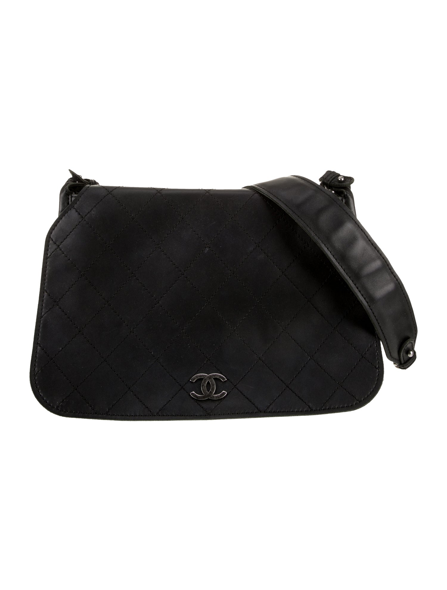 Chanel Paris-Edinburgh Highlander Messenger Bag - Black Crossbody Bags ...
