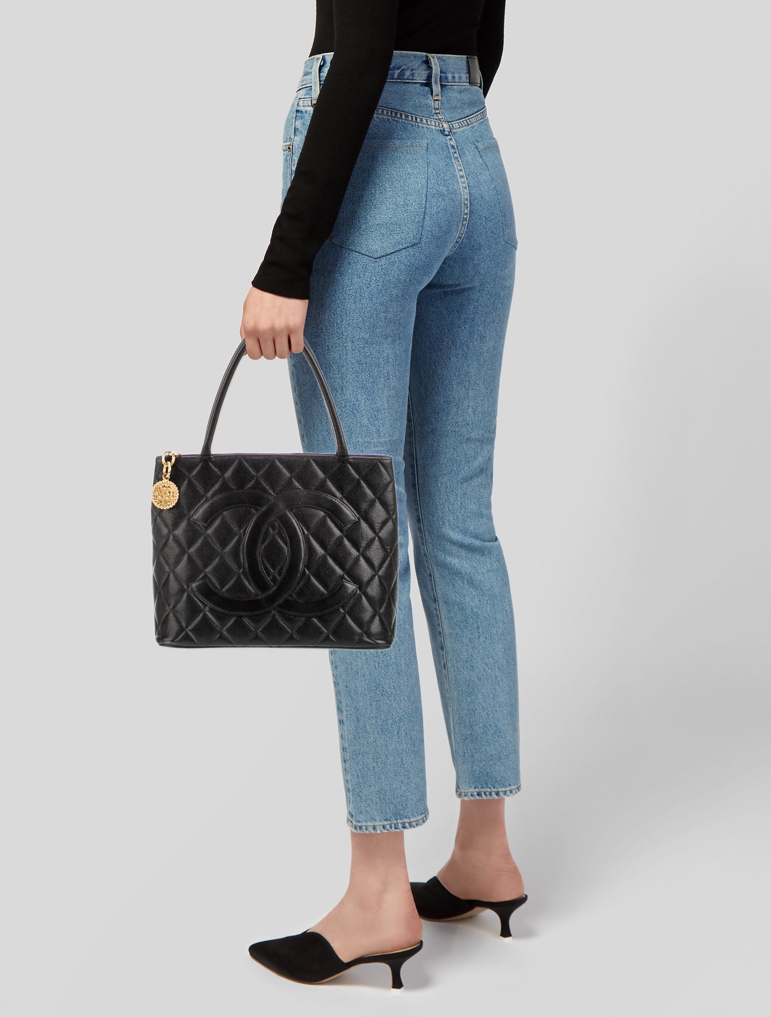 Chanel Medallion Tote - Black Totes, Handbags - CHA1279550 | The RealReal
