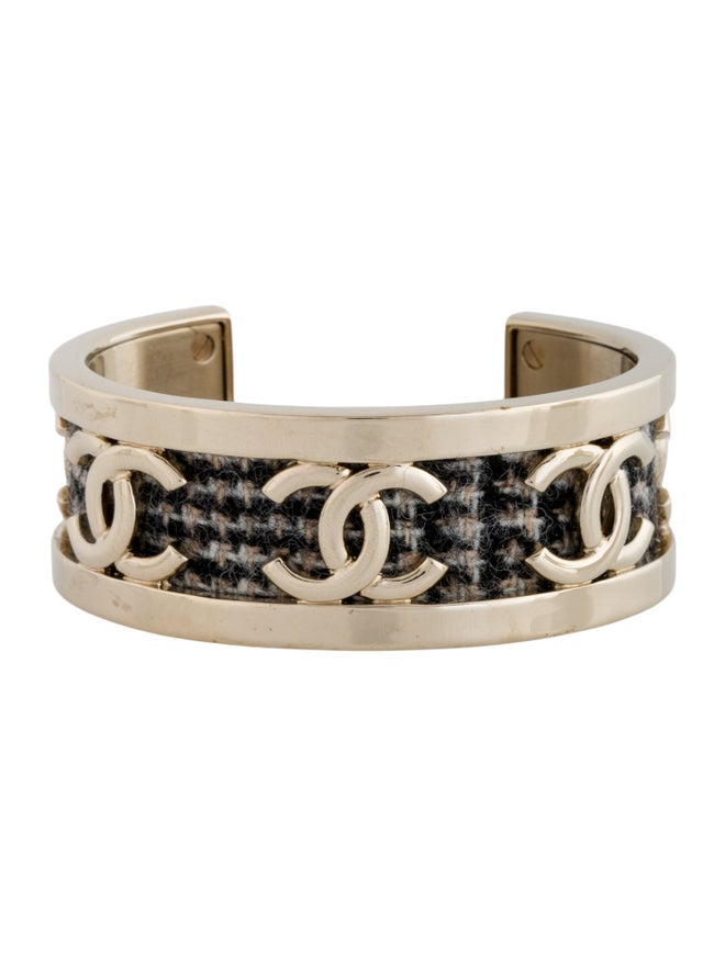 Tweed On Sale - Up To 90% Off | The RealReal