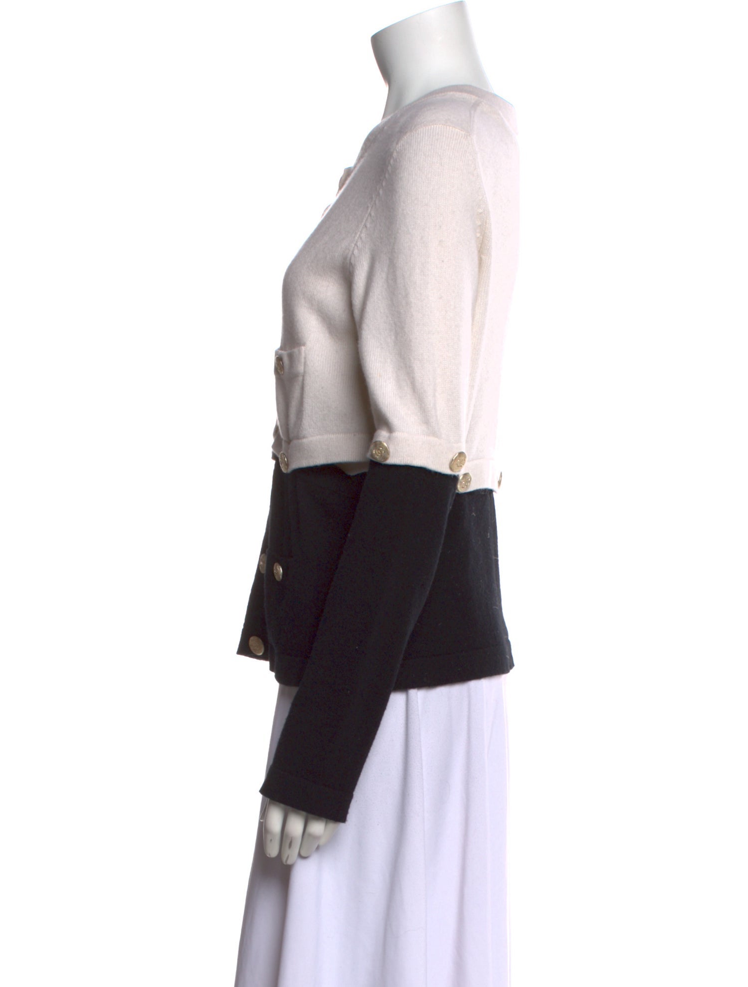 Chanel 2025-2026 Cashmere Sweater - Black Knitwear, Clothing ...