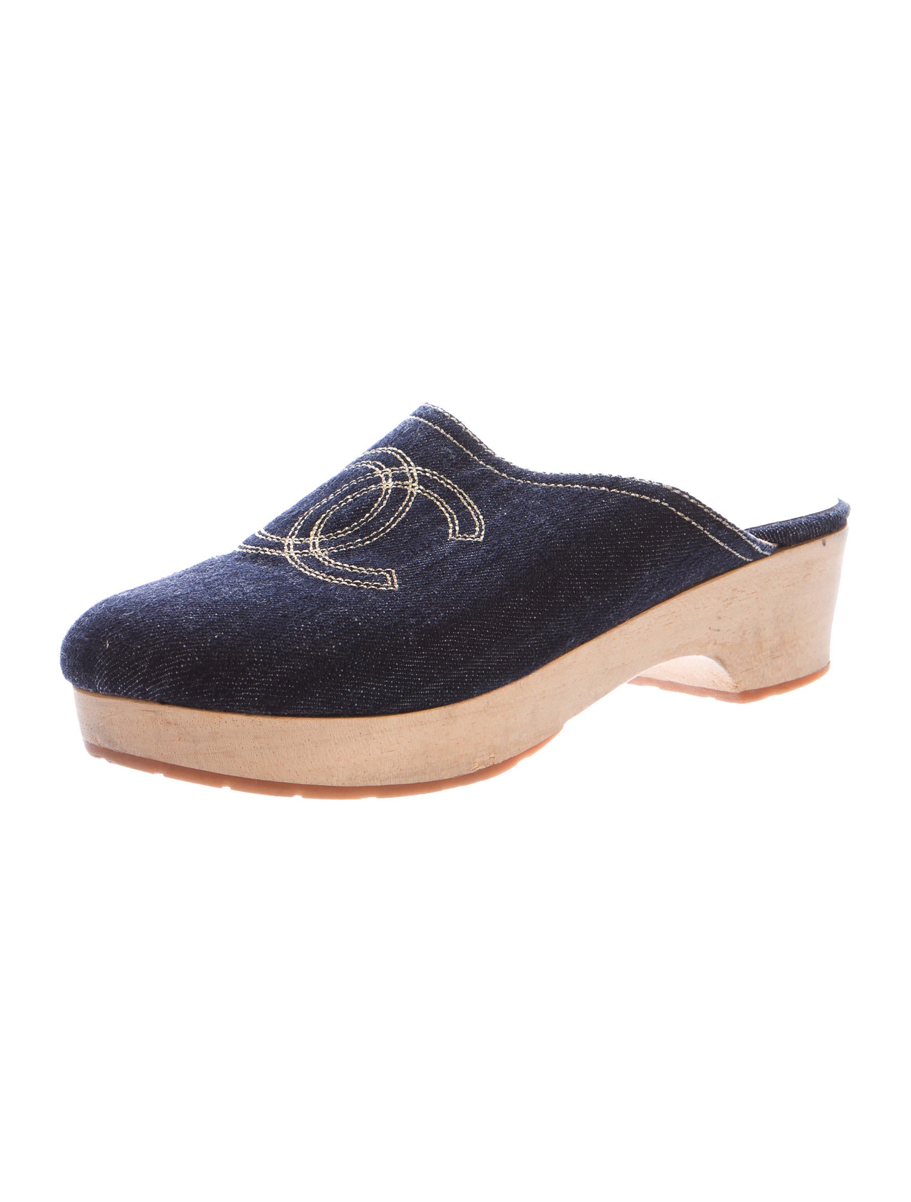 Chanel CC Denim Clogs - Blue Pumps, Shoes - CHA140354 | The RealReal