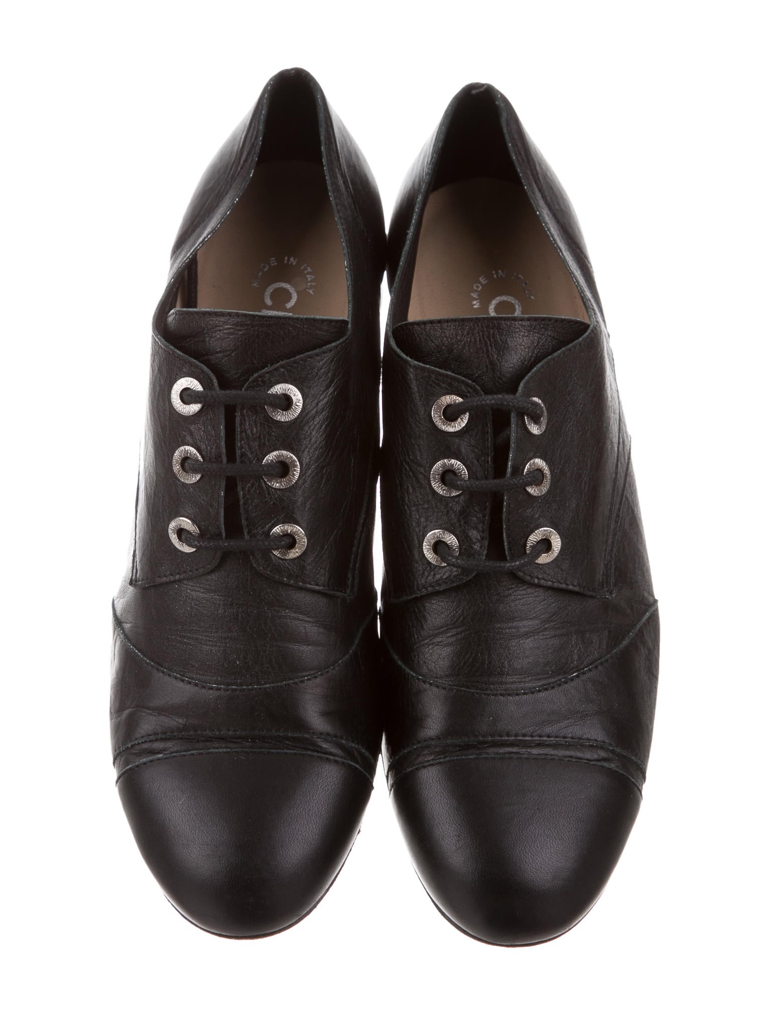 Chanel Round-Toe CC Oxfords - Shoes - CHA190105 | The RealReal