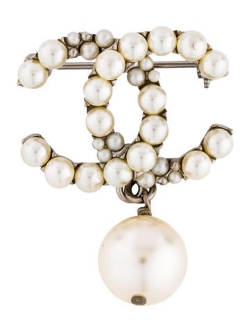 Chanel Brooches Luxury Fashion | The RealReal