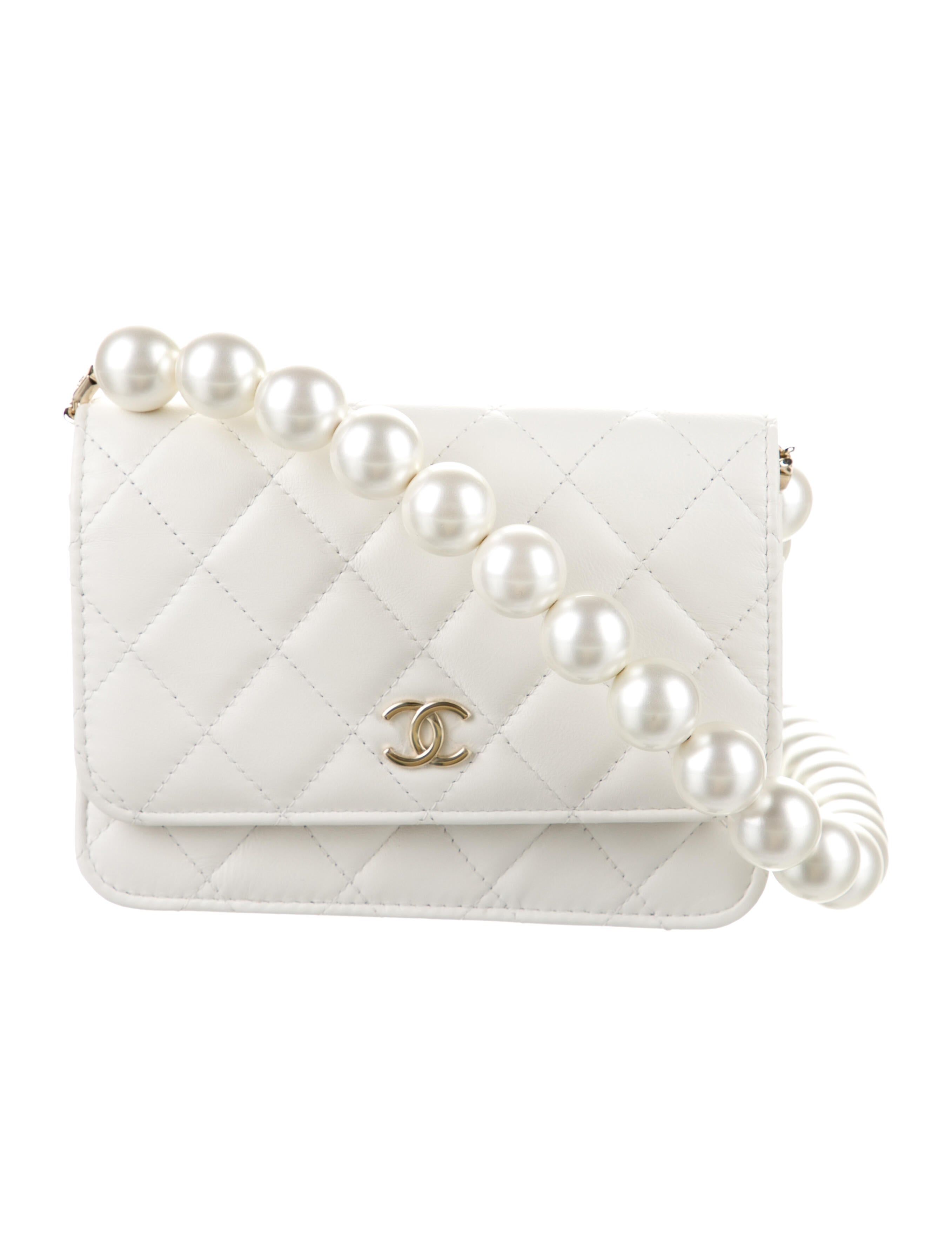 Chanel Mini Pearl Wallet On Chain - White Crossbody Bags, Handbags ...