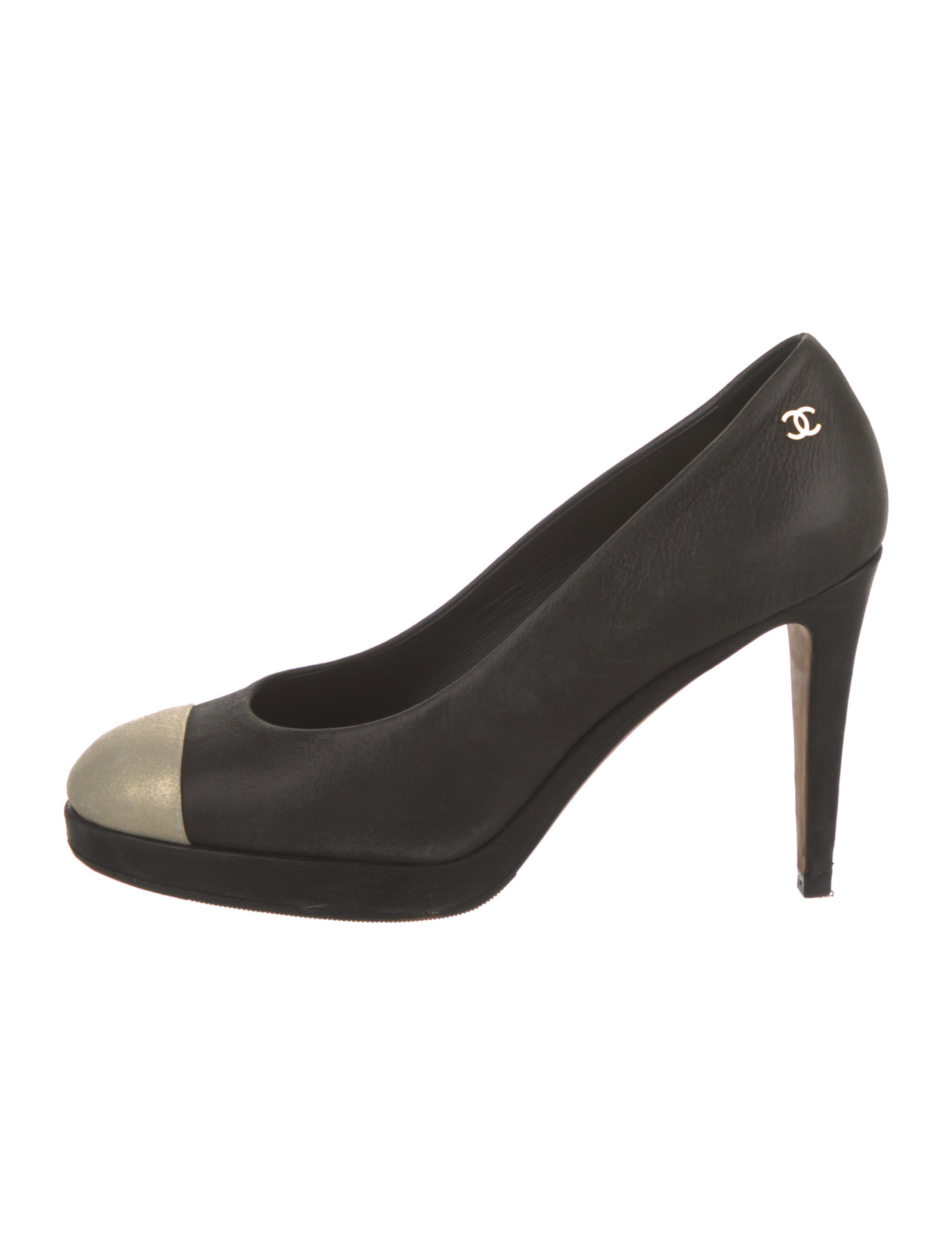 Chanel Round-Toe Pumps - Black Pumps, Shoes - CHA81916 | The RealReal