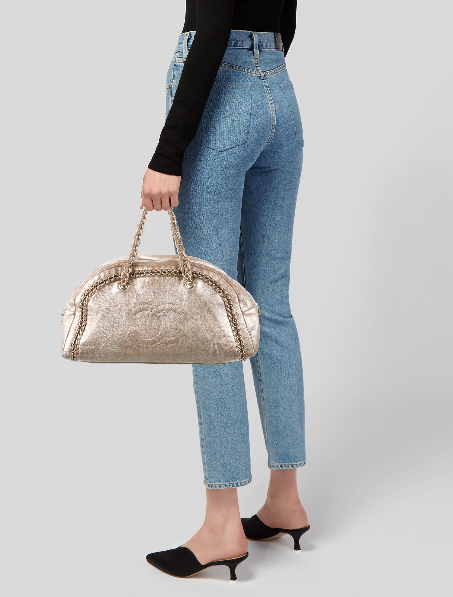 Chanel Luxe Ligne Bowler Bag - Gold Shoulder Bags, Handbags - CHA811958 ...