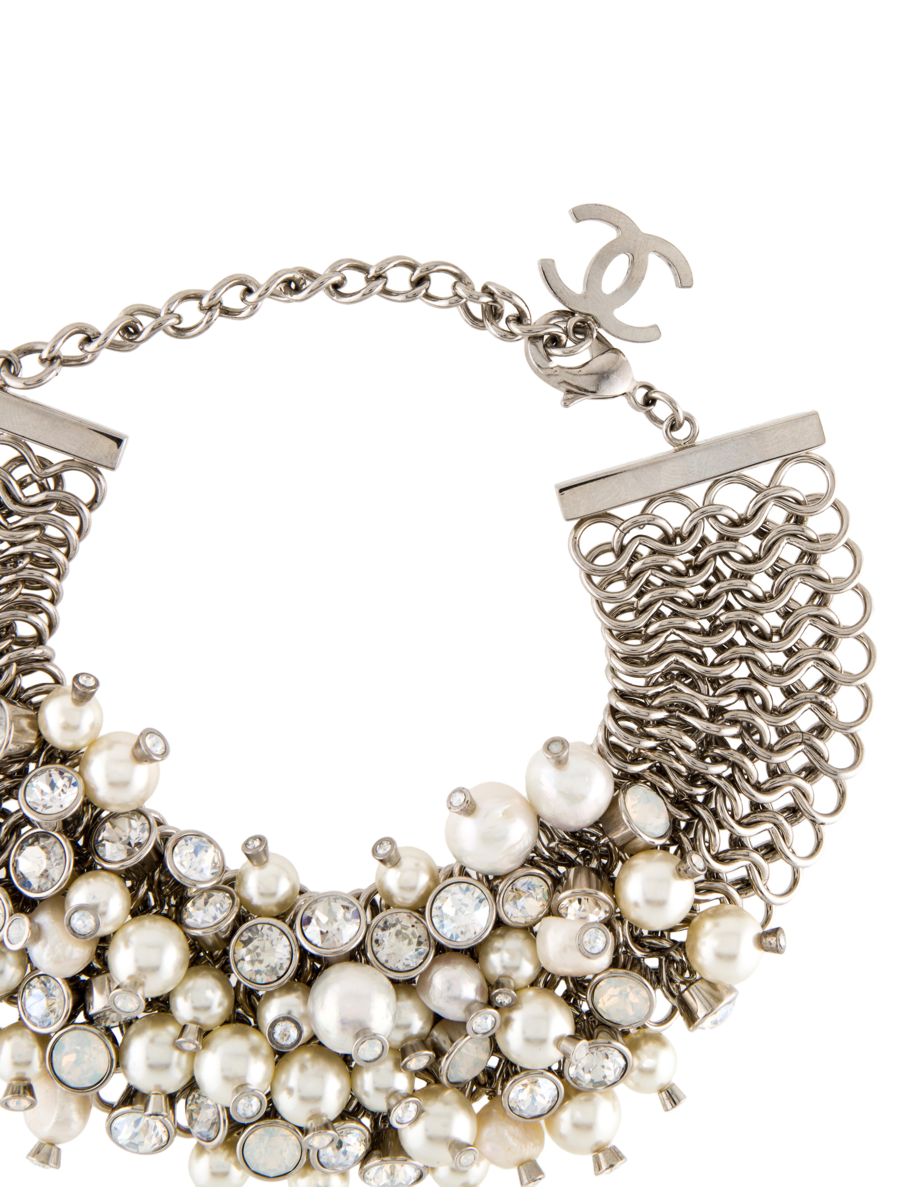 Chanel Pearl, Faux Pearl & Strass Cluster Choker Necklace - Palladium ...