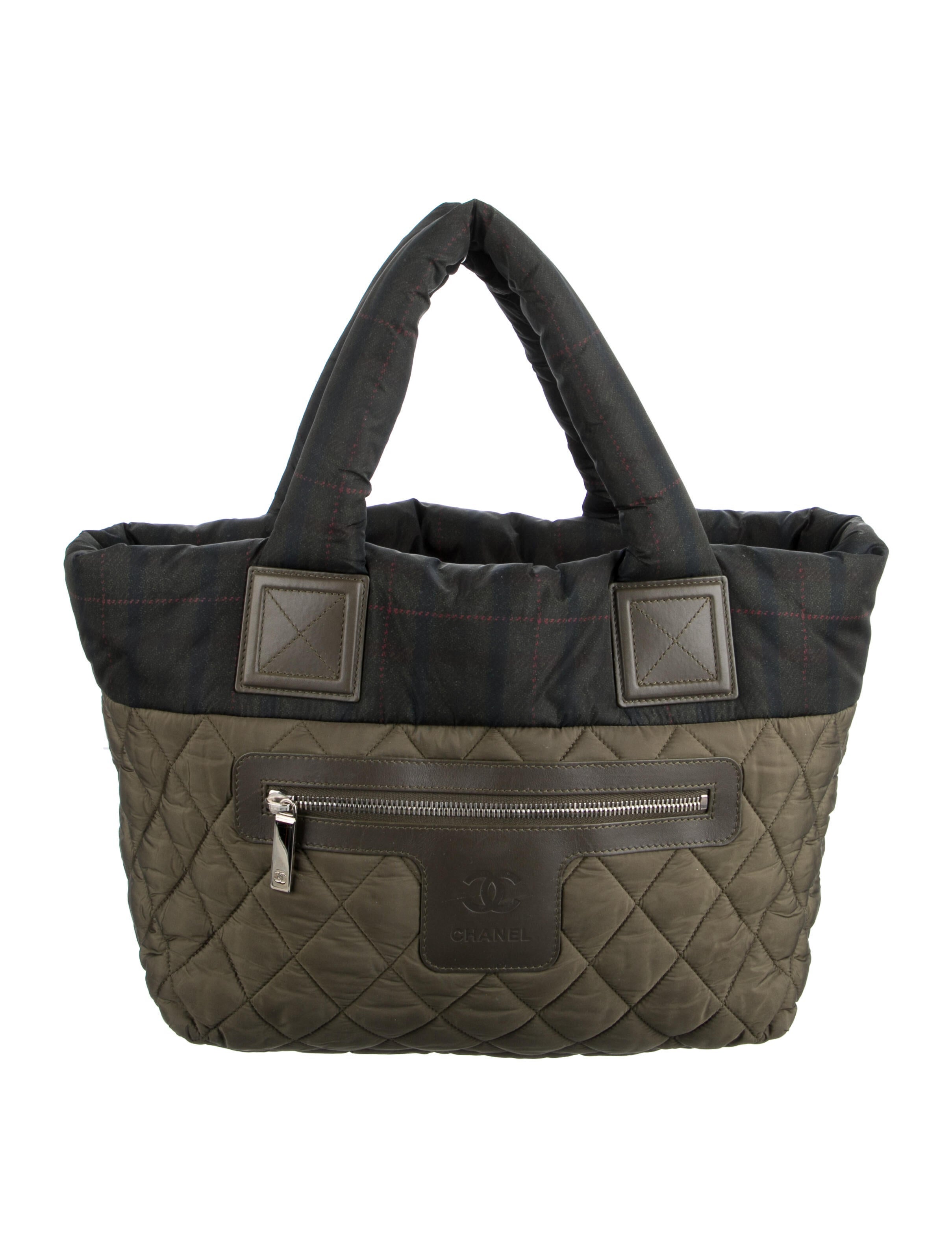 Chanel Small Coco Cocoon Reversible Tote - Green Totes, Handbags ...