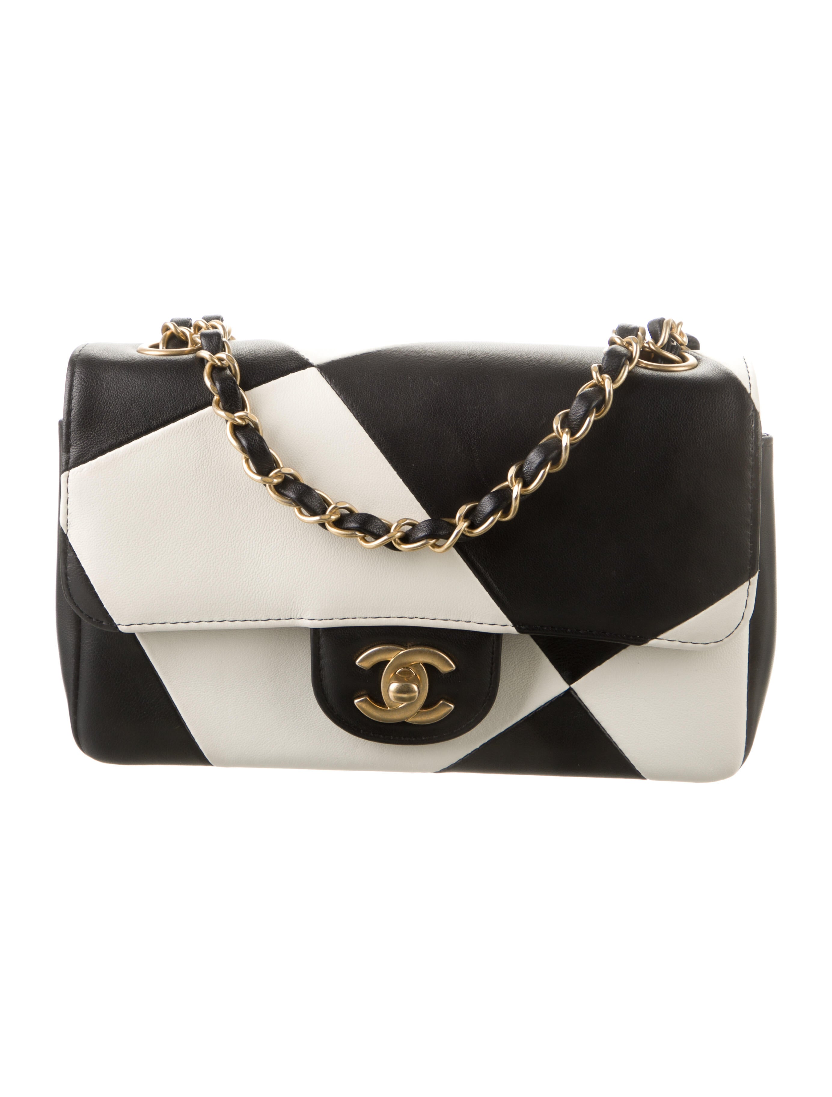 Chanel Luxe Ligne Flap Bag - White Shoulder Bags, Handbags - CHA75221 ...