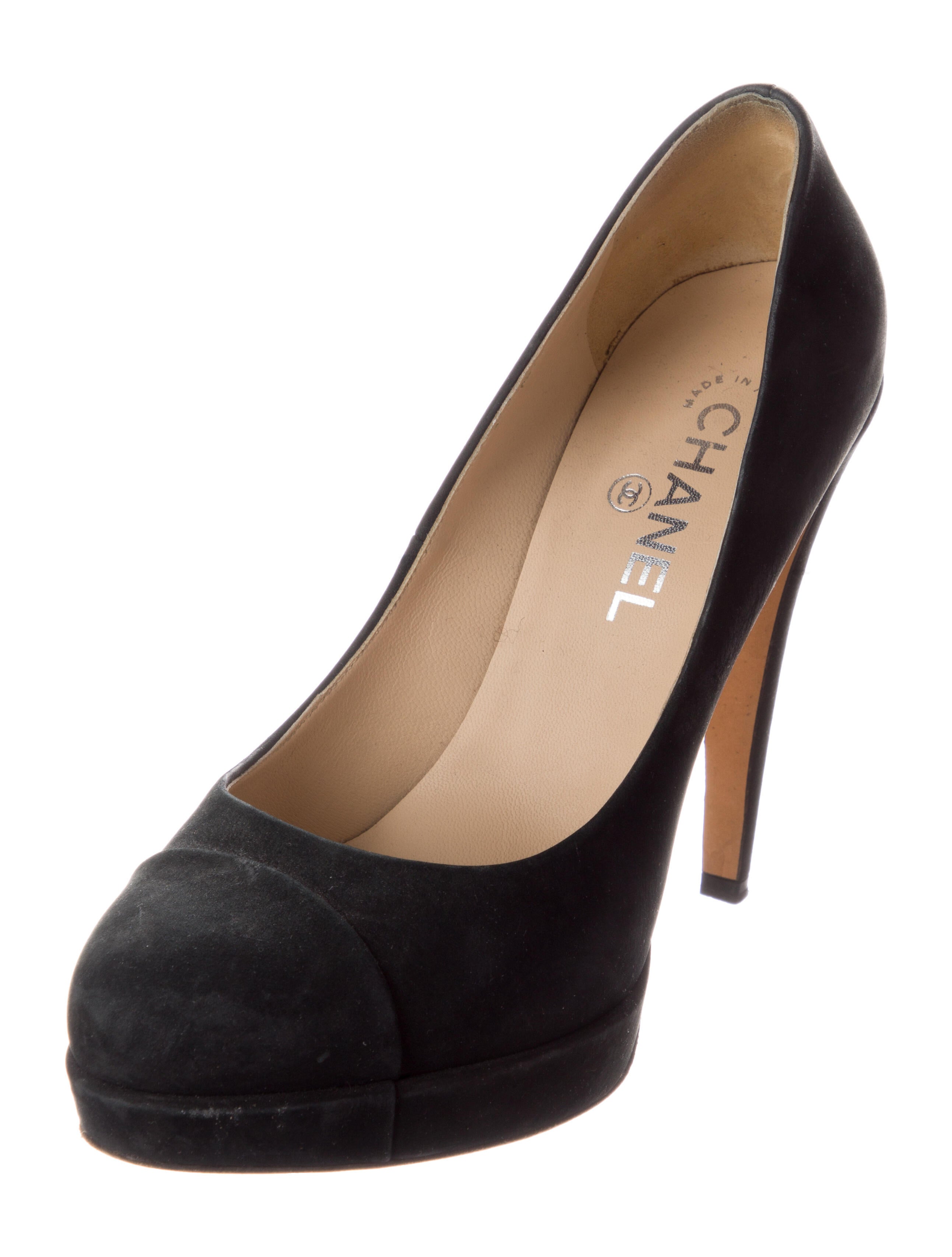 Chanel Pumps - Black Pumps, Shoes - CHA24111 | The RealReal