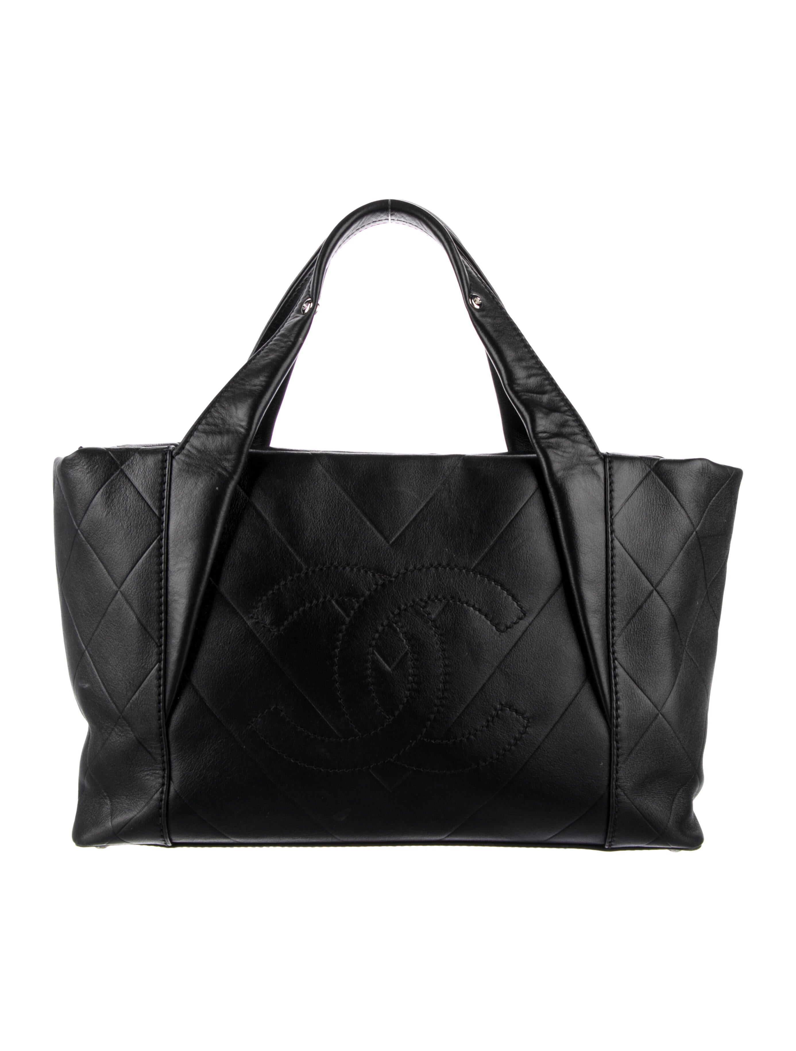 Chanel Coco Pleats Messenger Bag - Black Handle Bags, Handbags ...