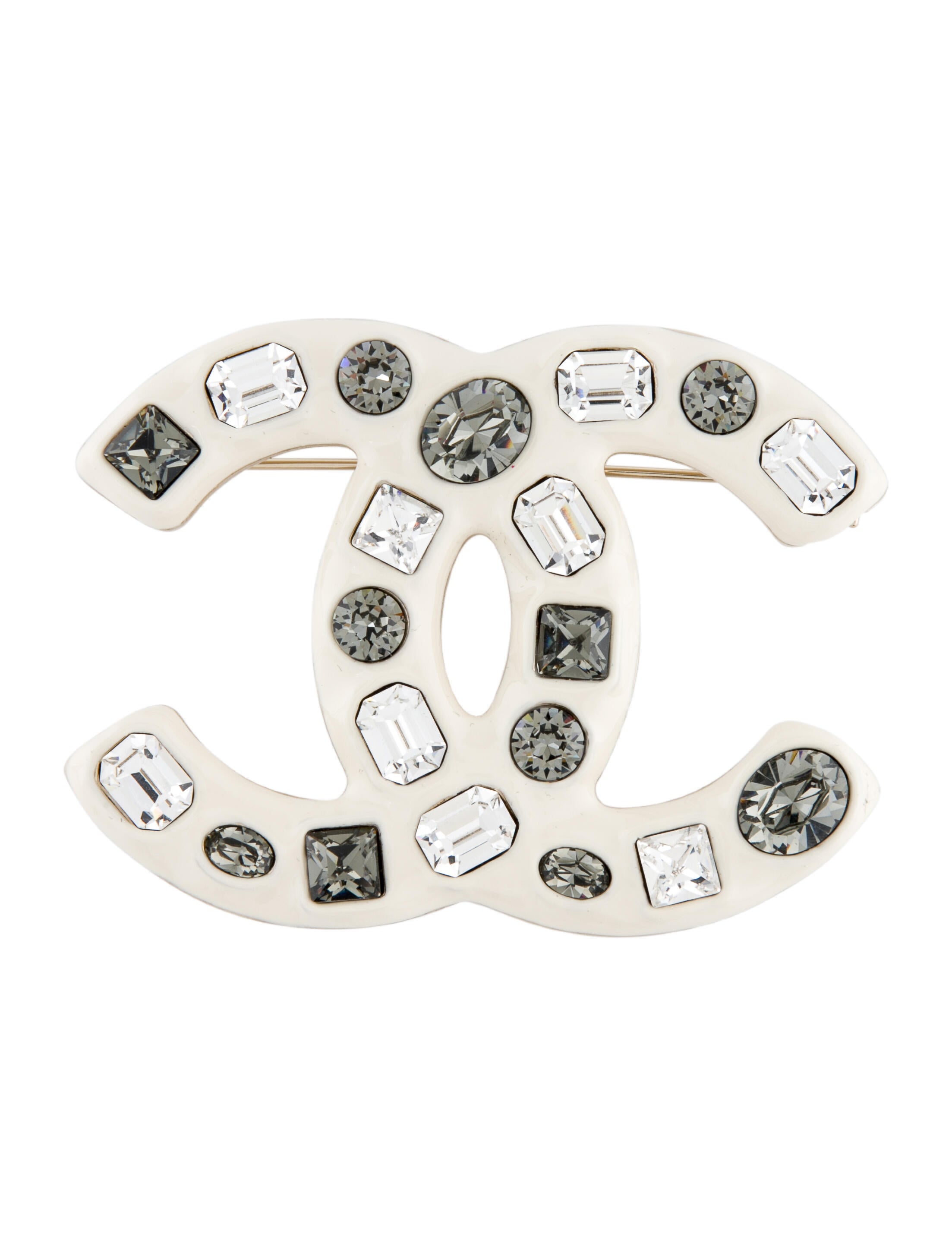 Chanel 2022 Strass CC Brooch - Gold-Plated Pin, Brooches - CHA775386 ...