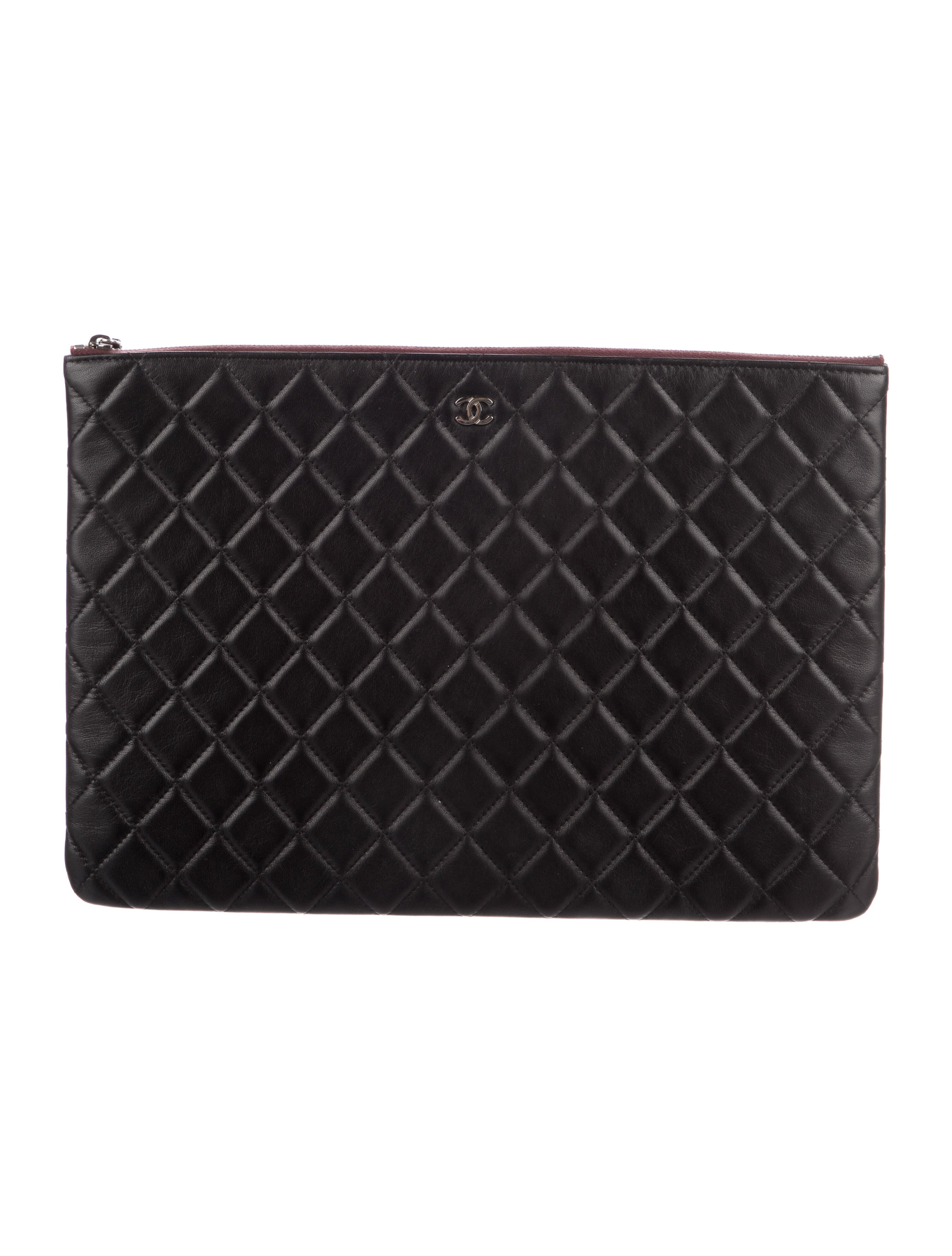 Chanel Large Quilted O-Case - Black Clutches, Handbags - CHA876822 ...