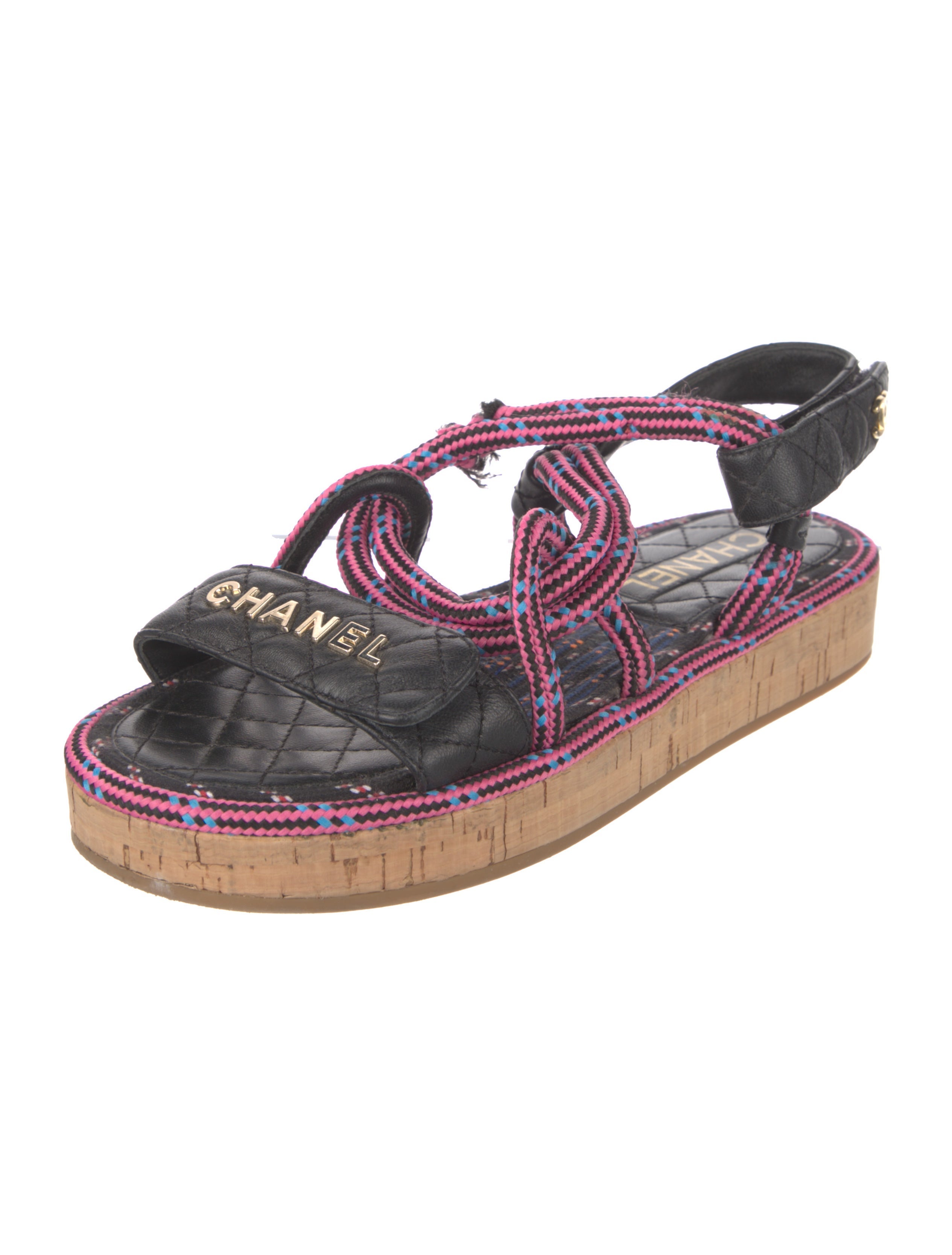 Chanel Interlocking CC Logo Leather Sandals - Pink Sandals, Shoes - CHA886351 | The RealReal