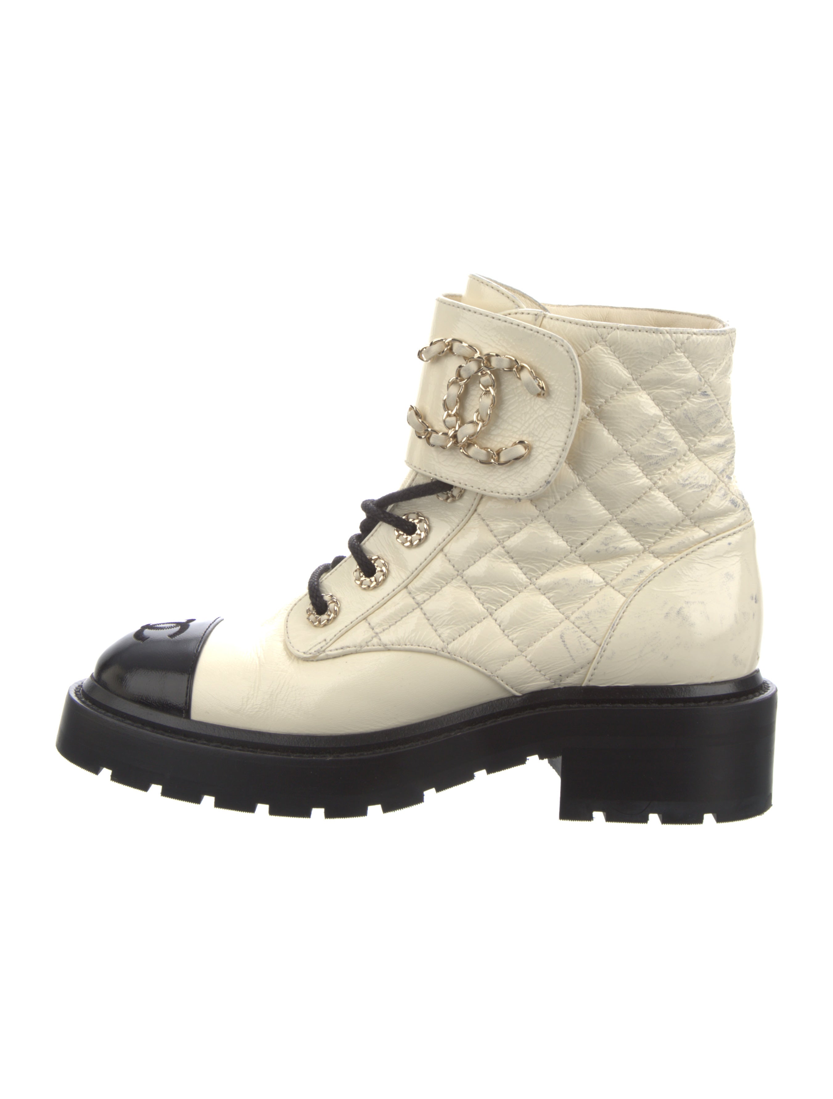 Chanel 2022 Interlocking CC Logo Combat Boots - Black Boots, Shoes ...