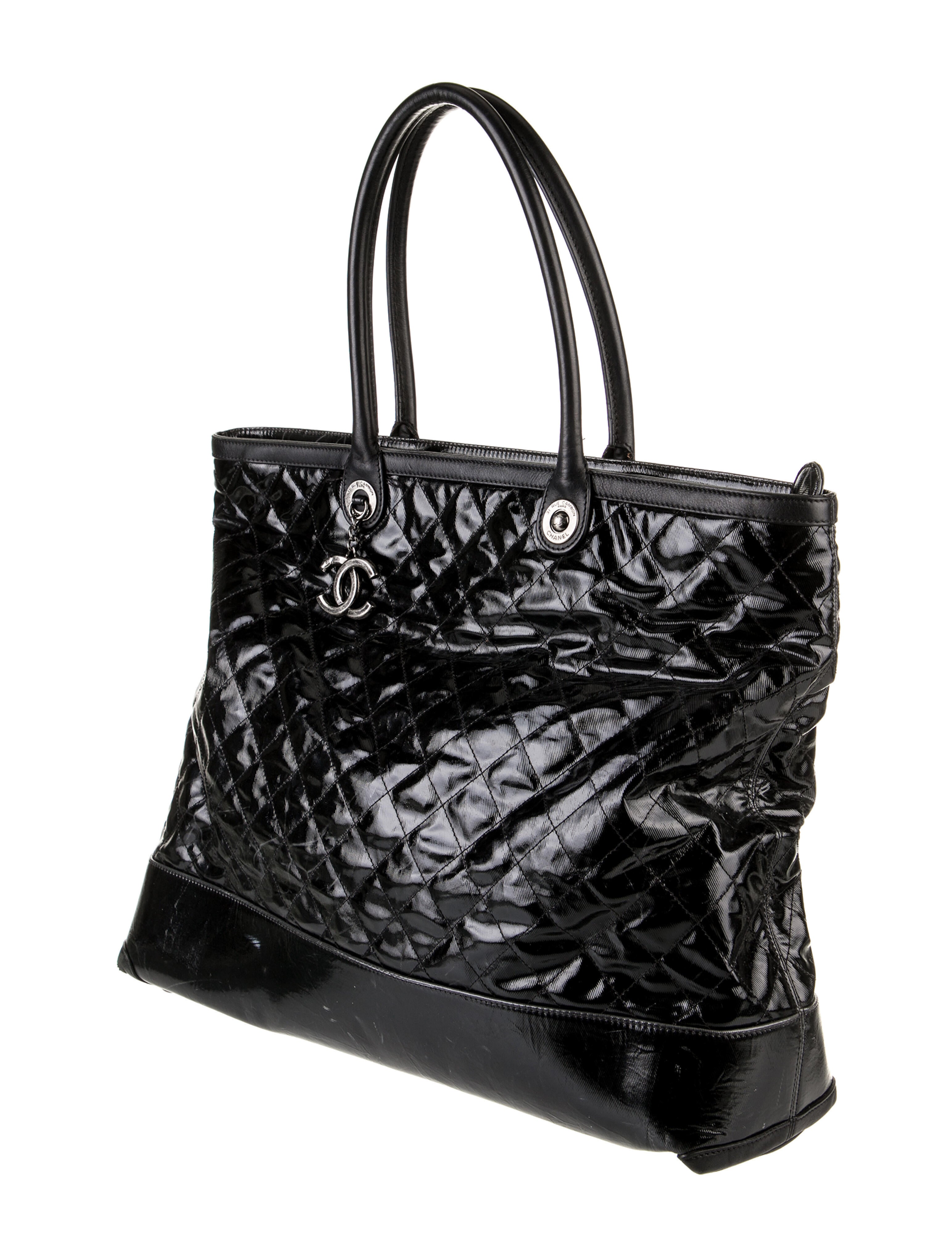 Chanel Quilted CC Tote - Shoulder Bags, Handbags | The RealReal