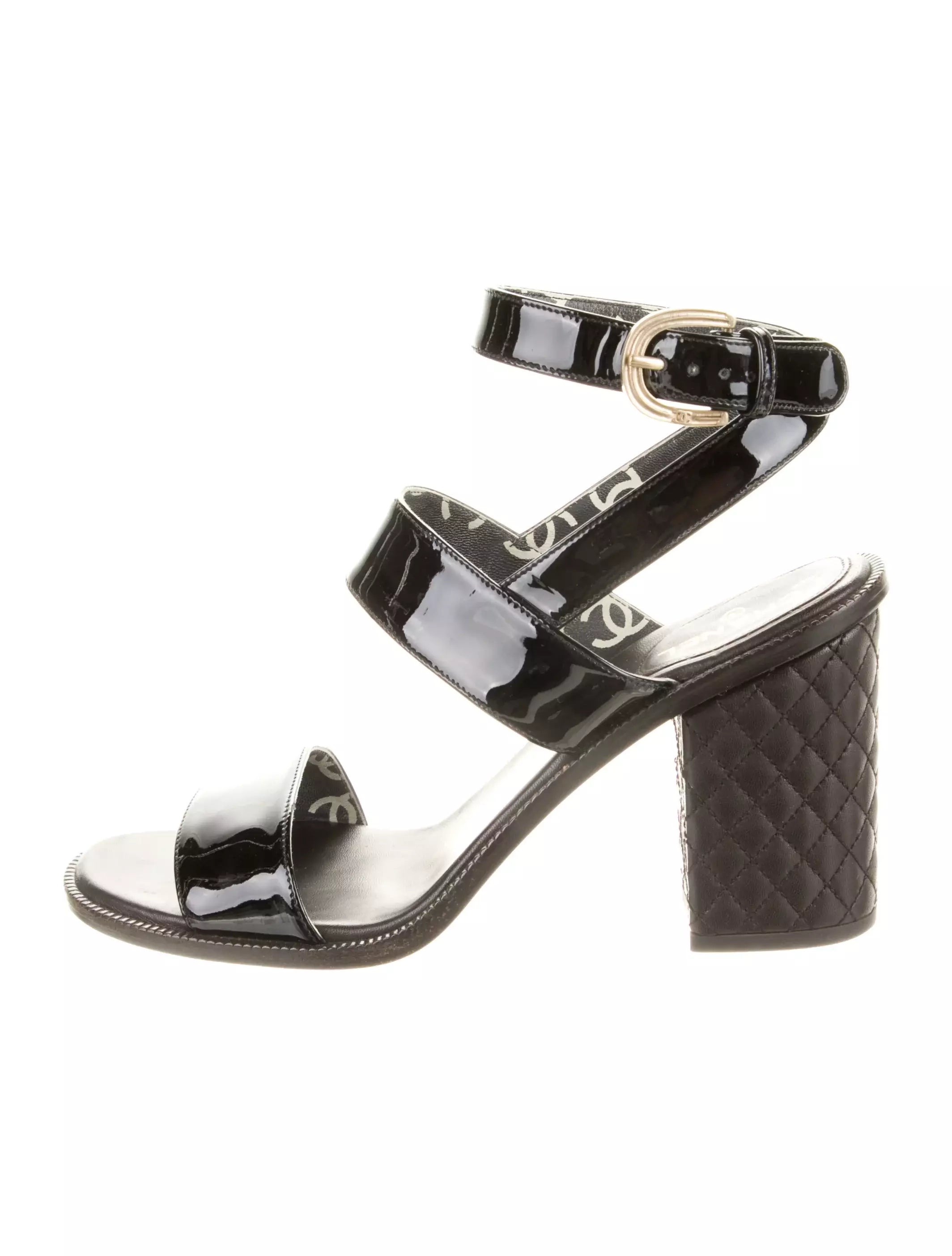 Chanel Interlocking CC Logo Patent Leather Slingback Sandals - Black ...