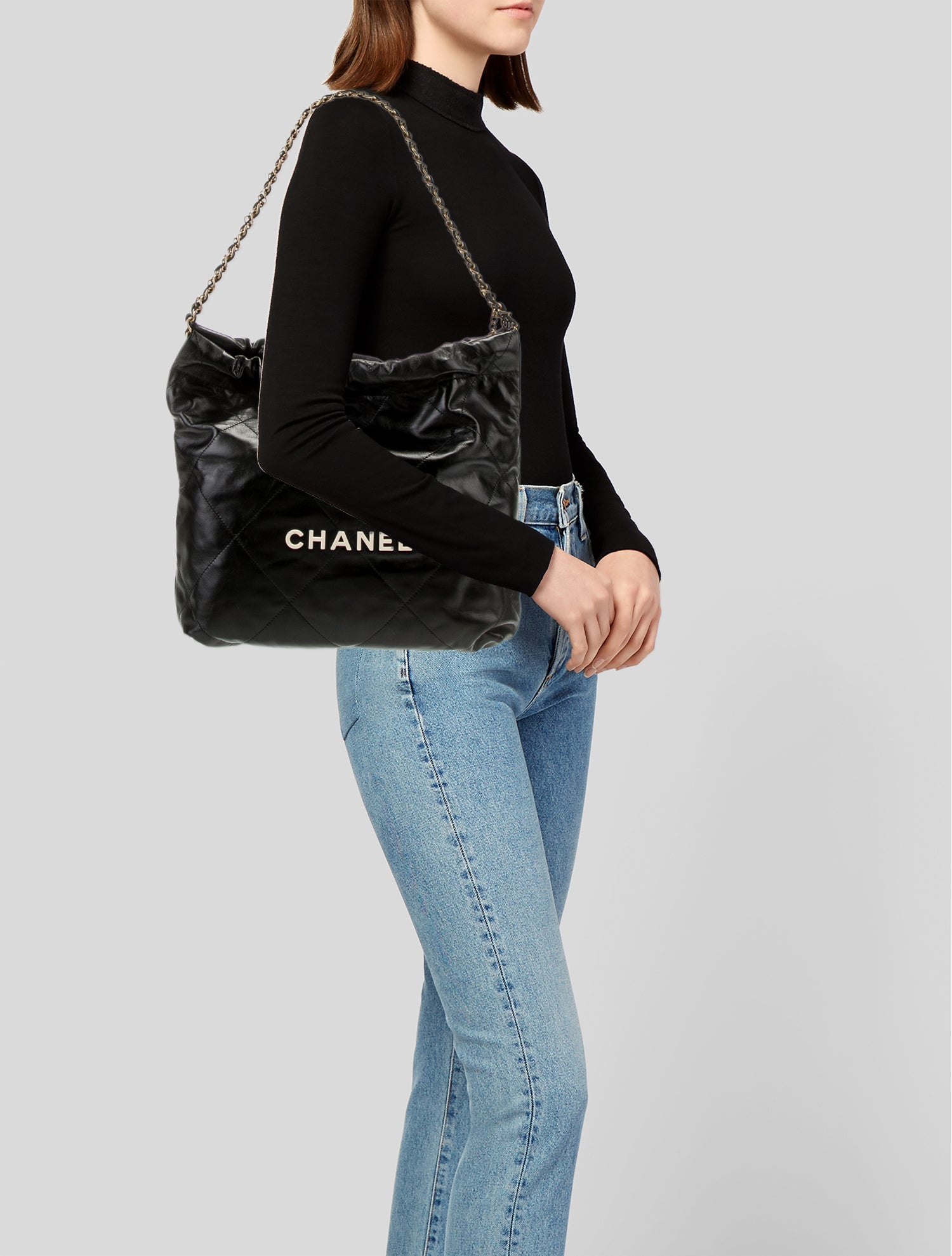Chanel 22 Medium Hobo - Hobos, Handbags | The RealReal