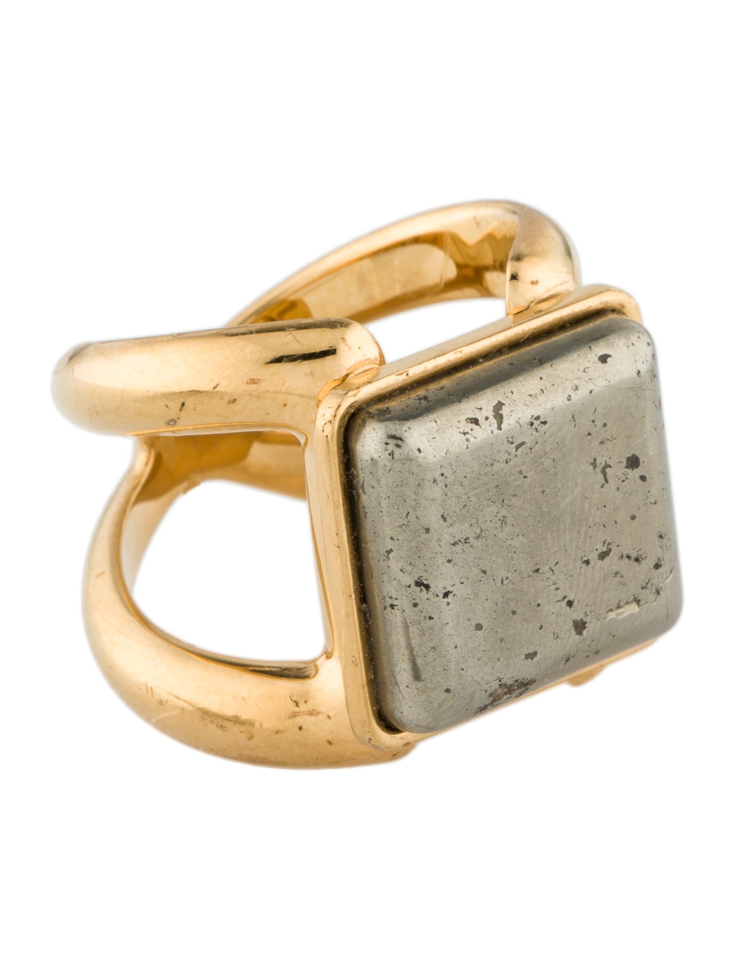 Ring 22K De Vera Hare Signet Ring - 22K Yellow Gold Signet Ring, Rings ...