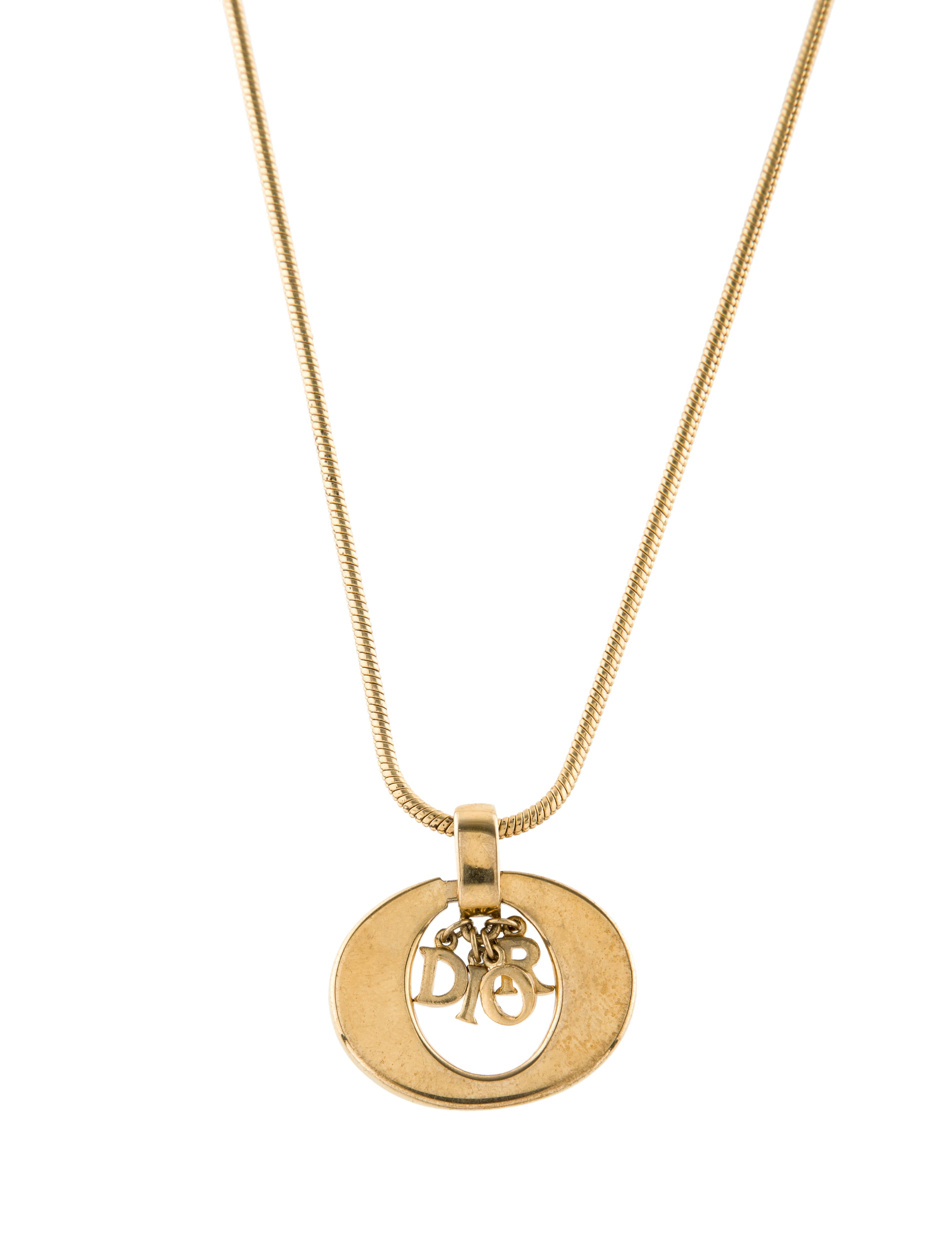 Christian Dior Vintage Dior O Pendant Necklace - Gold-Plated Pendant ...