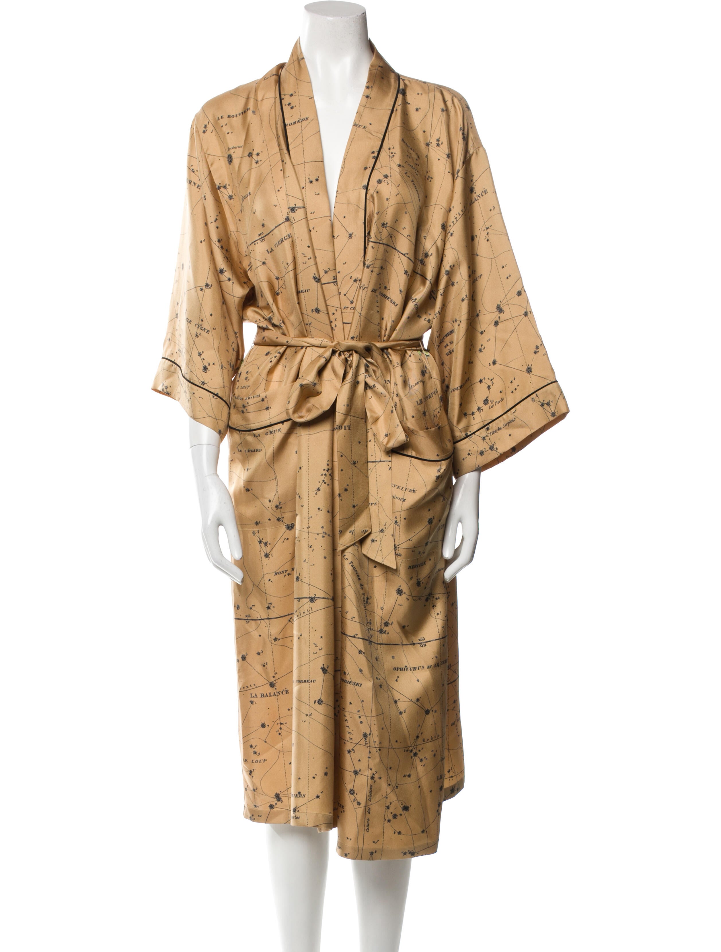 Christian Dior 2021 Silk Robe - Neutrals Loungewear, Clothing ...