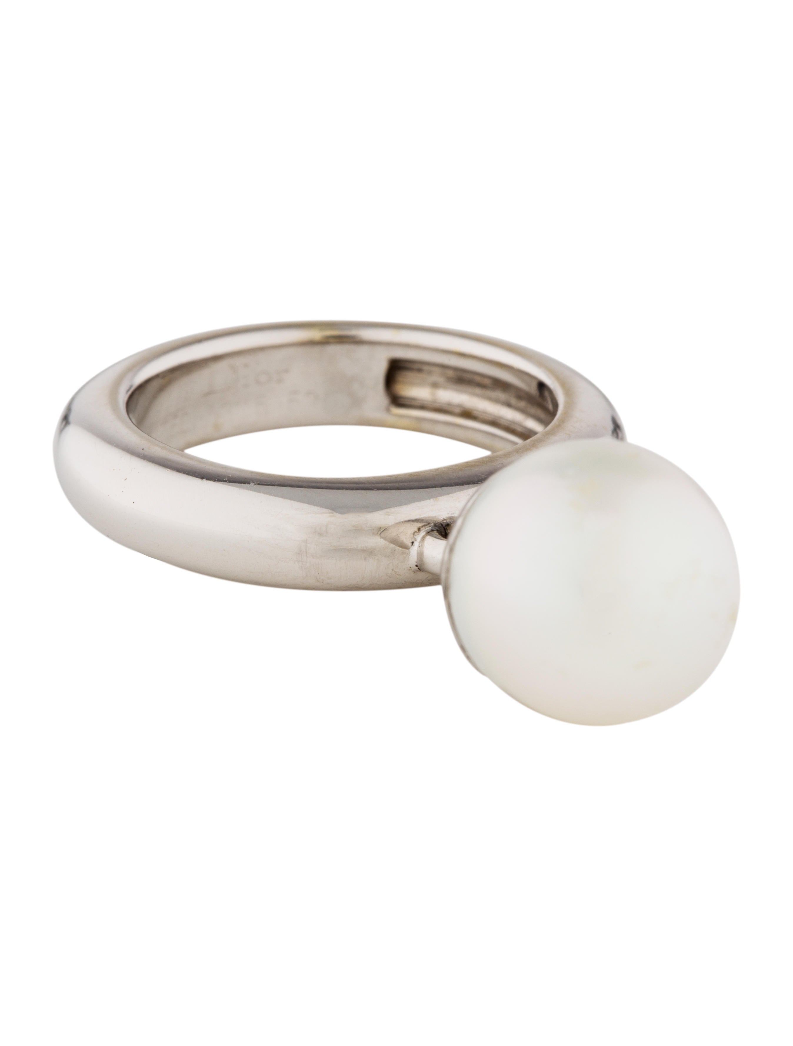 Christian Dior 18K Pearl Charm Ring - Rings - CHR66295 | The RealReal